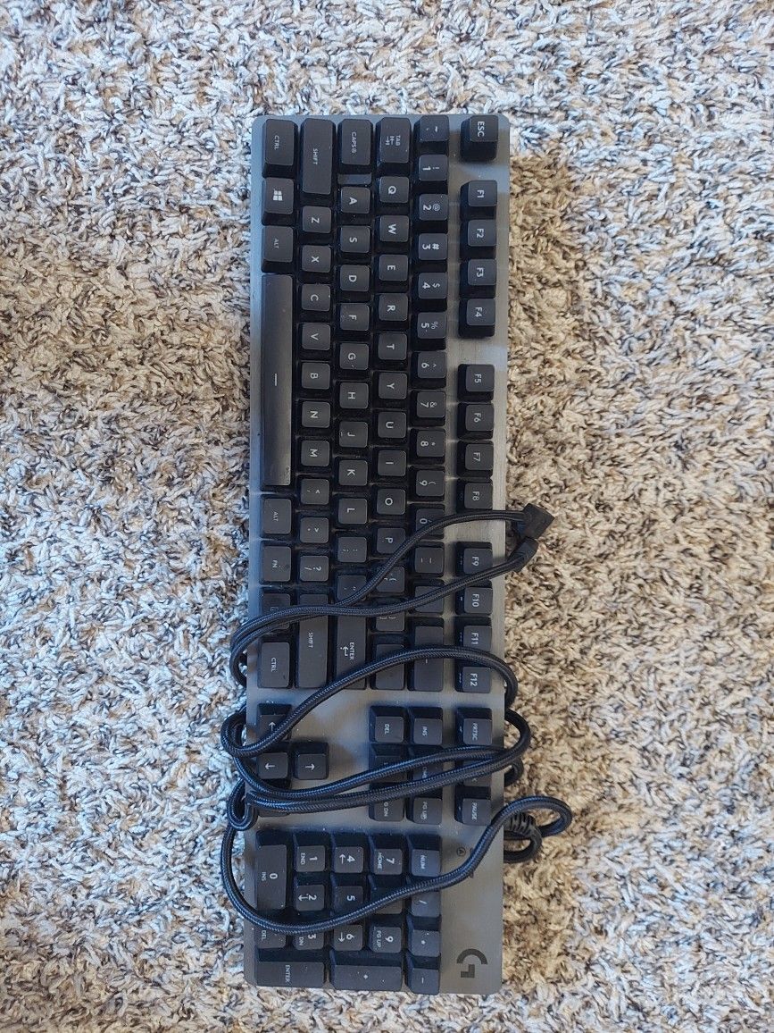 Logitech Gaming Keyboard for Sale in Los Angeles, CA - OfferUp