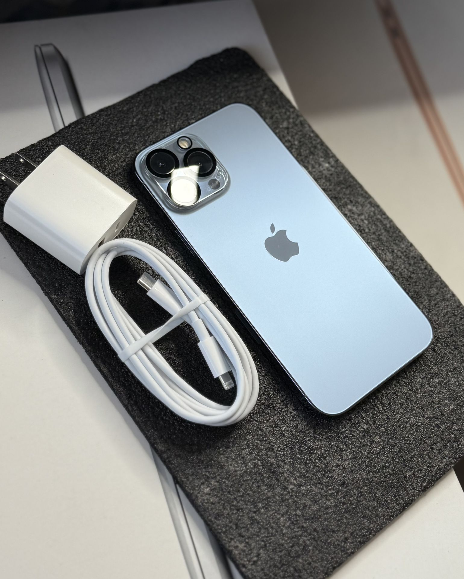 Apple Iphone 13 Pro Max 1 Terabyte Blue for Sale in Antioch, CA - OfferUp