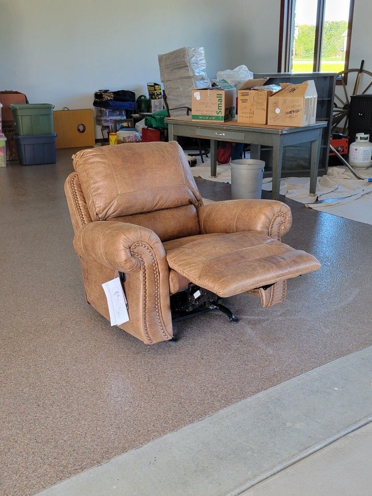 Ashley Larkinhurst Reclining Chair New for Sale in Huntley, IL - OfferUp