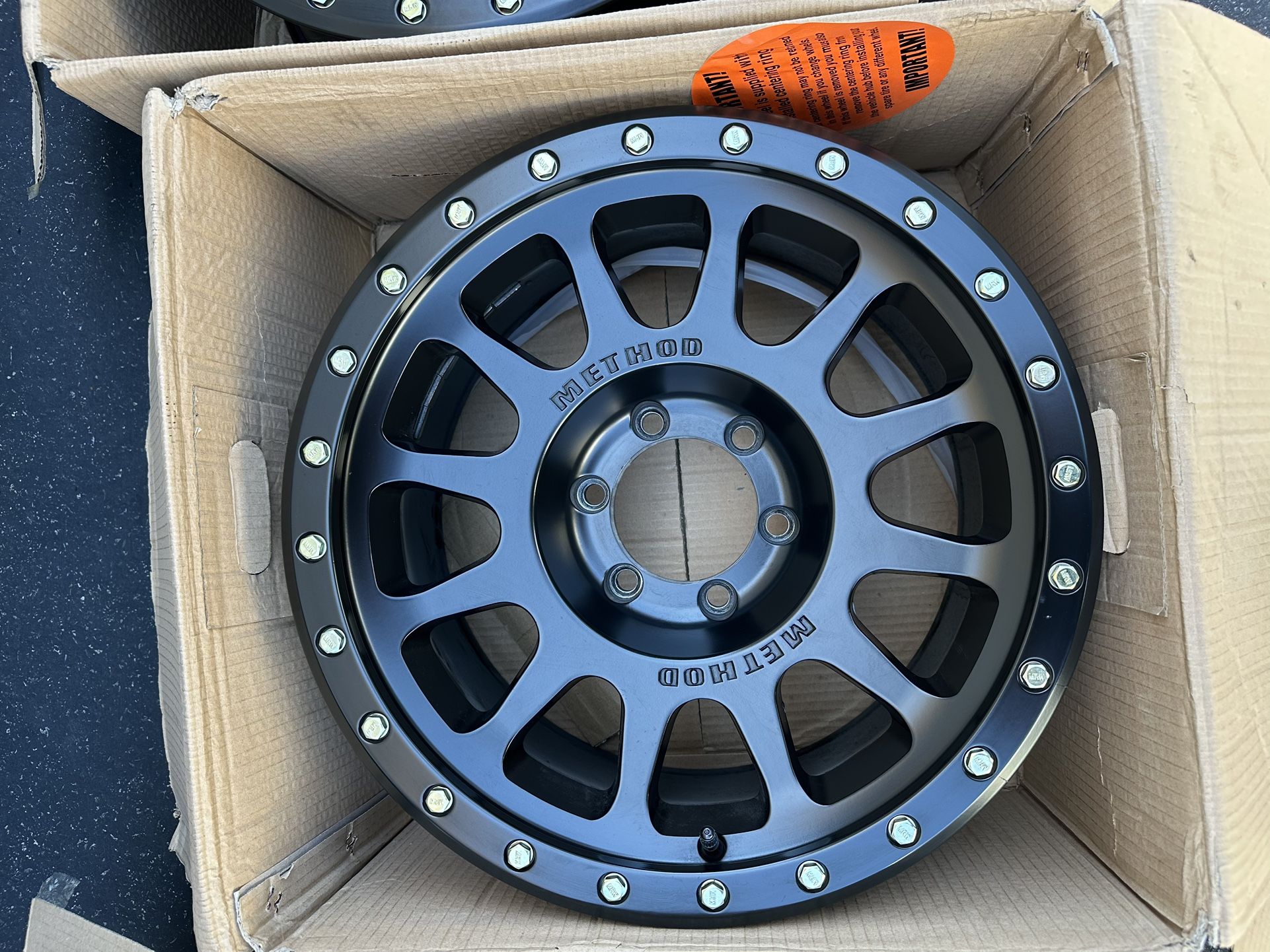 18” METHOD WHEELS (2021-2022 CHEVY SILVERADO ) for Sale in Anaheim, CA ...