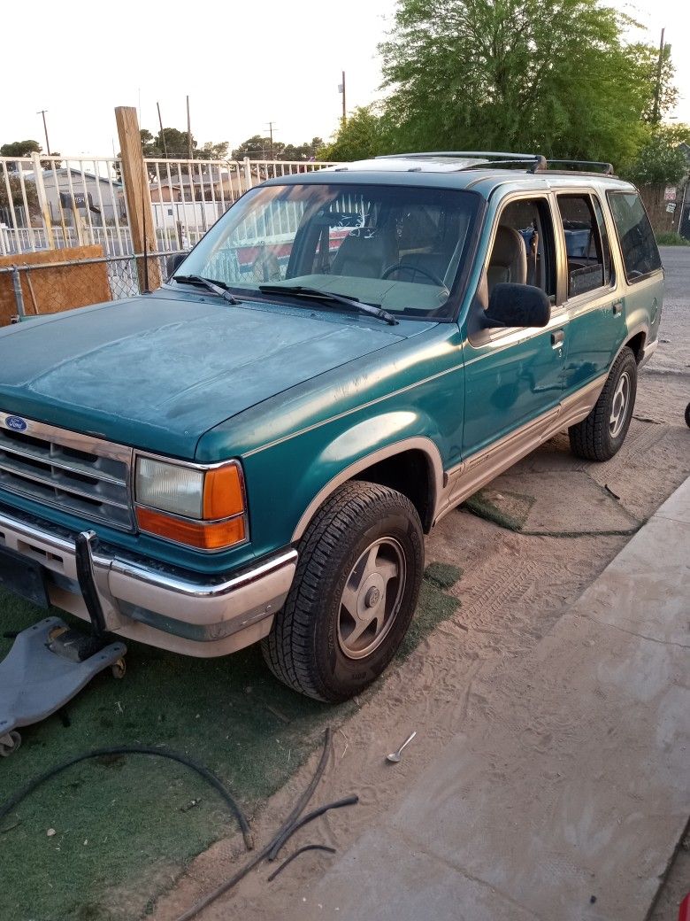 1993 Ford Explorer for Sale in Las Vegas, NV - OfferUp
