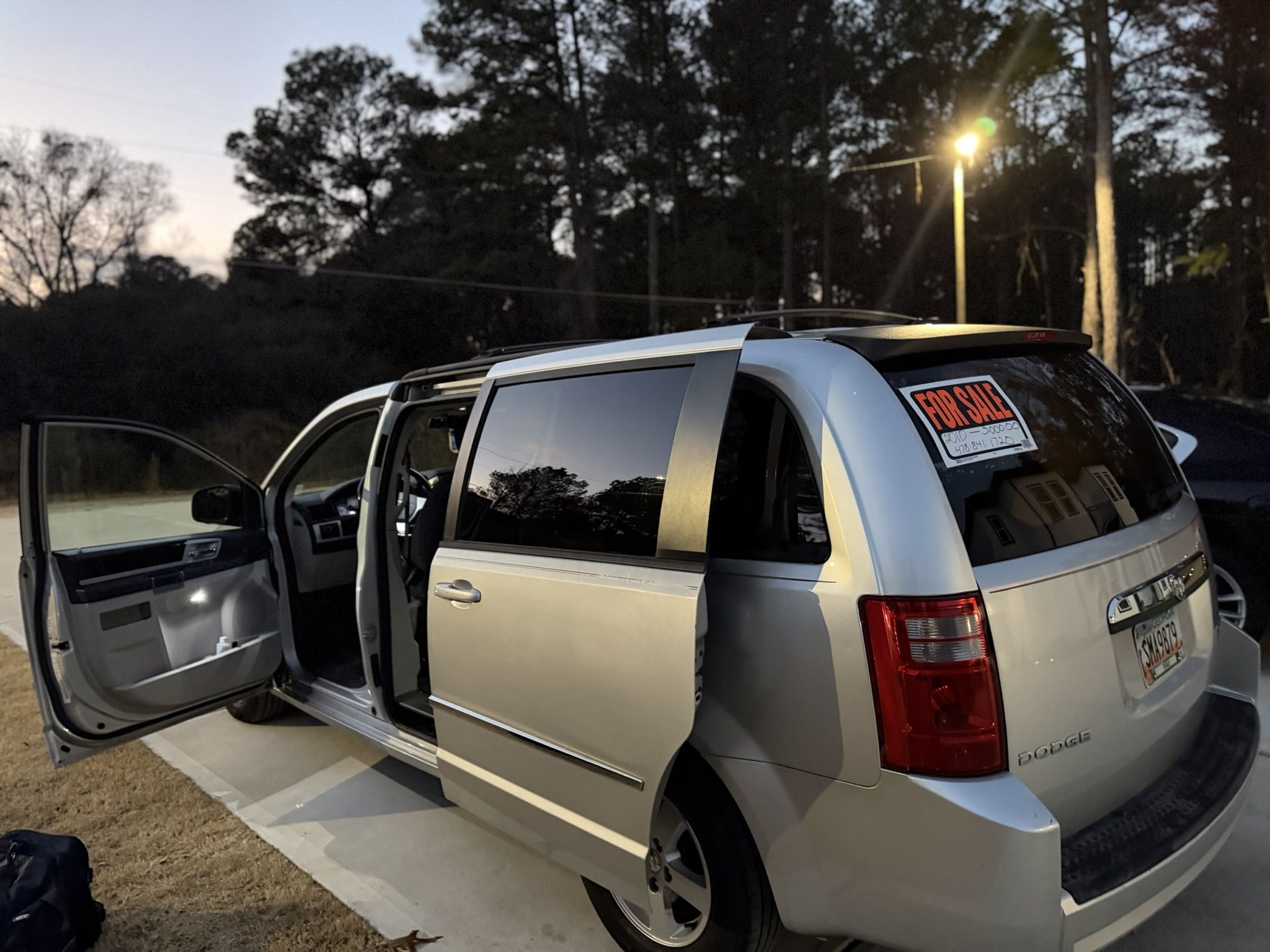 2010 Dodge Grand Caravan for Sale in Stonecrest, GA - OfferUp