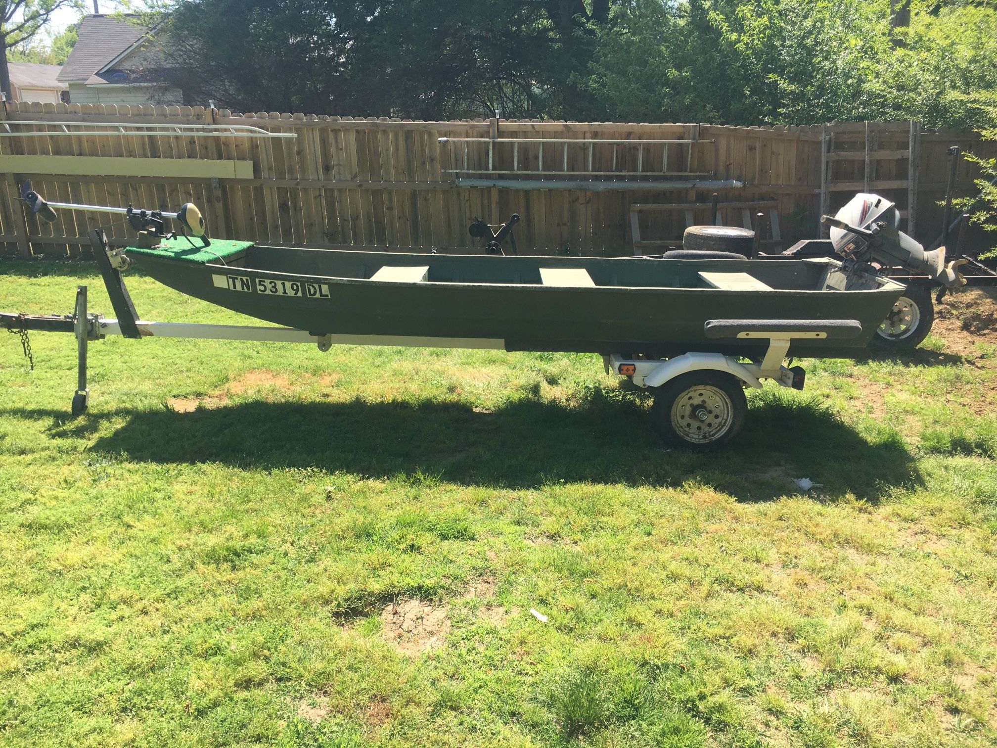 14 Foot Alumacraft Boat For Sale - ZeBoats