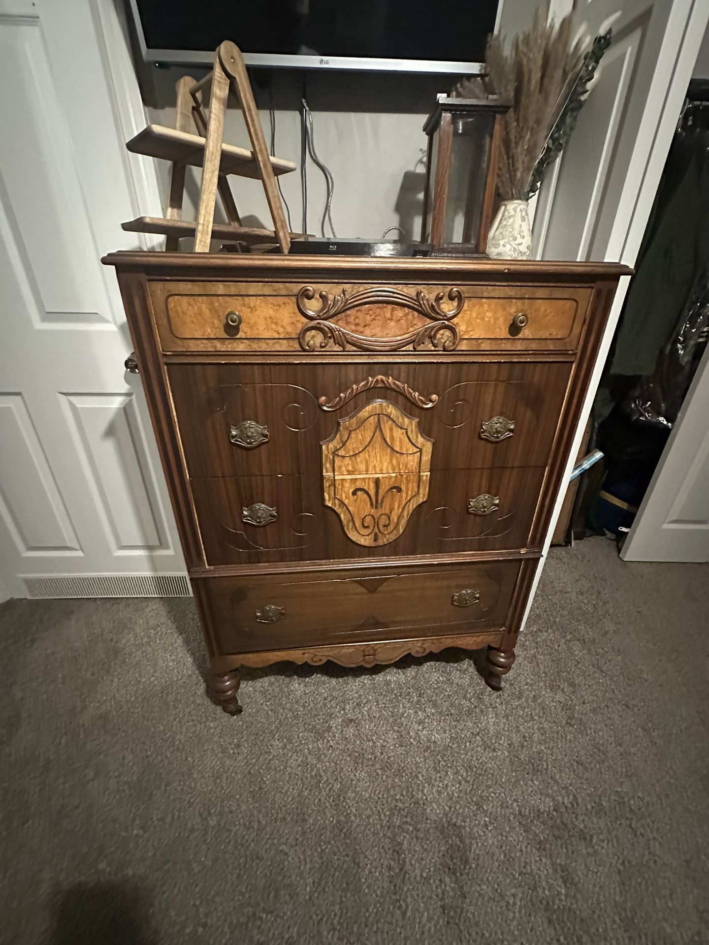 Vintage 1940s-1950s Tall Boy Dresser for Sale in Jacksonville, FL - OfferUp