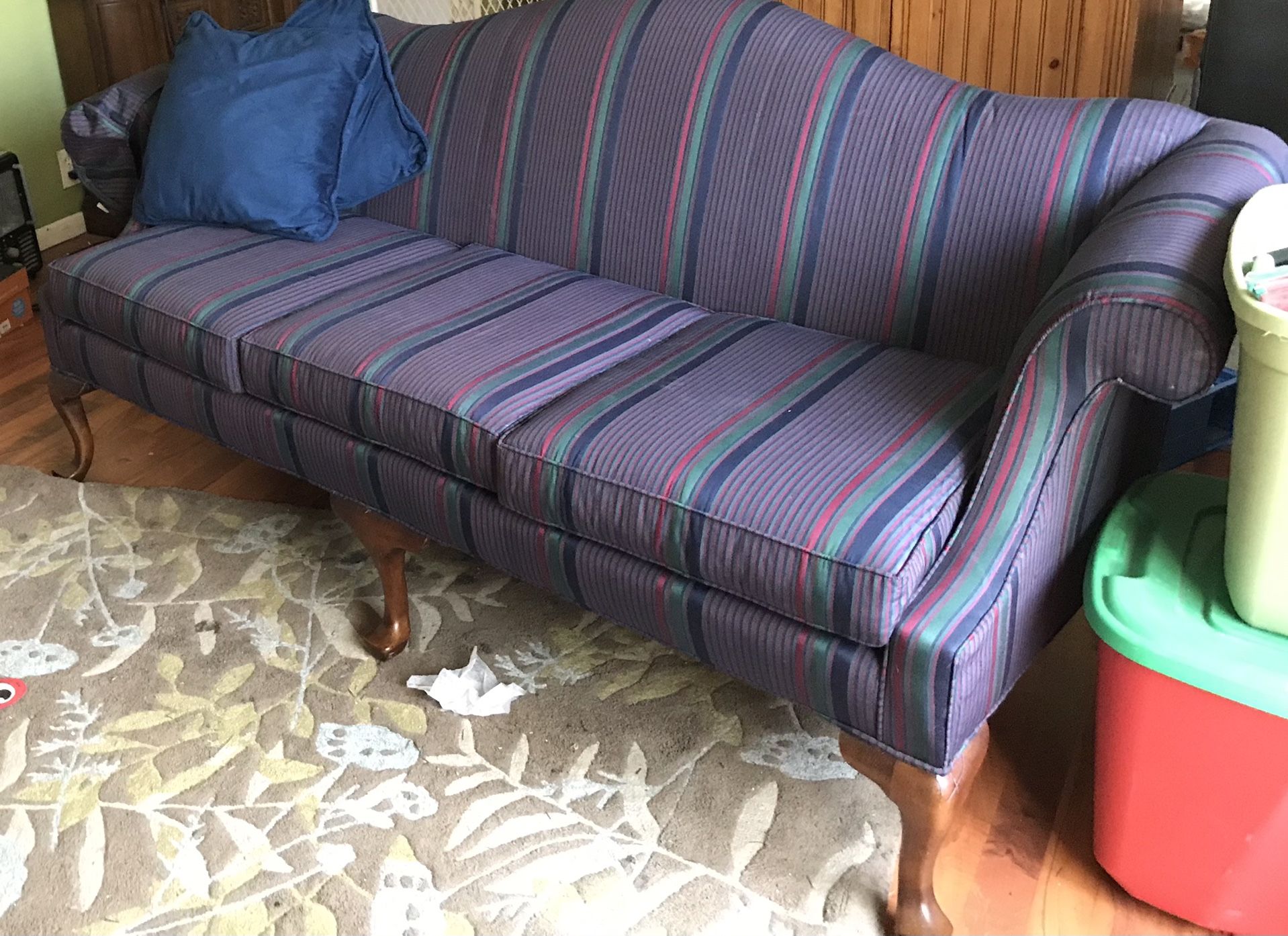 Ethan Allen couch for Sale in Spring Hill, FL - OfferUp