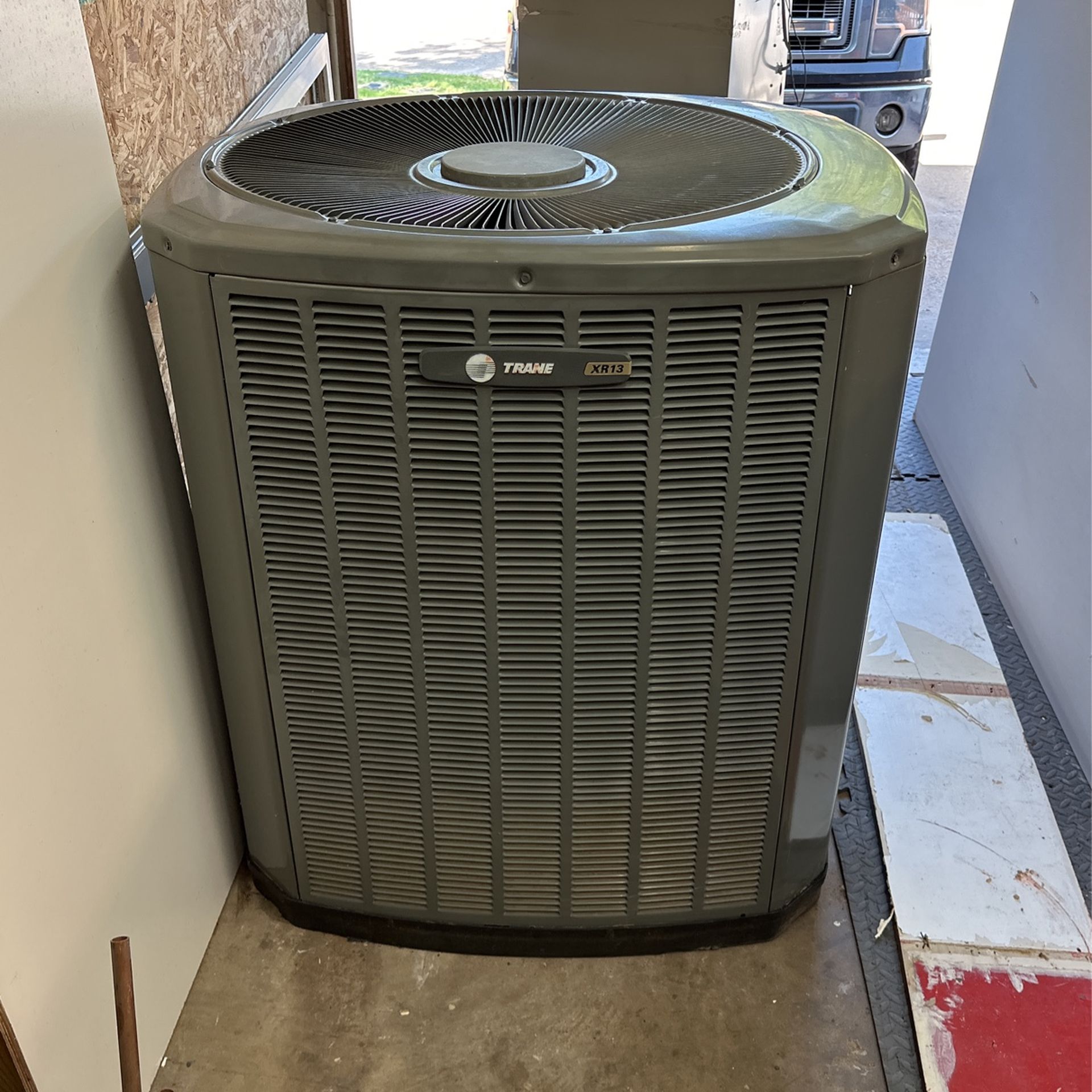 5 Ton Trane Condenser 410a for Sale in Dallas, TX - OfferUp