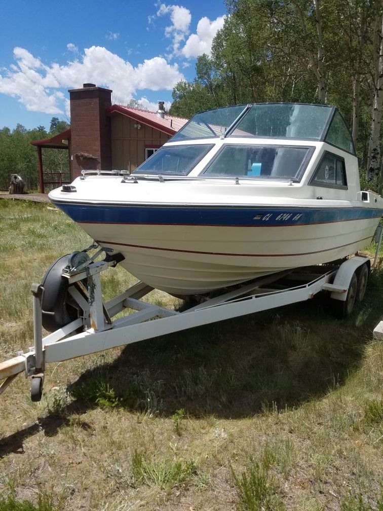 Fiberform boat, 20' cuddy cabin 1978 for Sale in Colorado Springs, CO ...