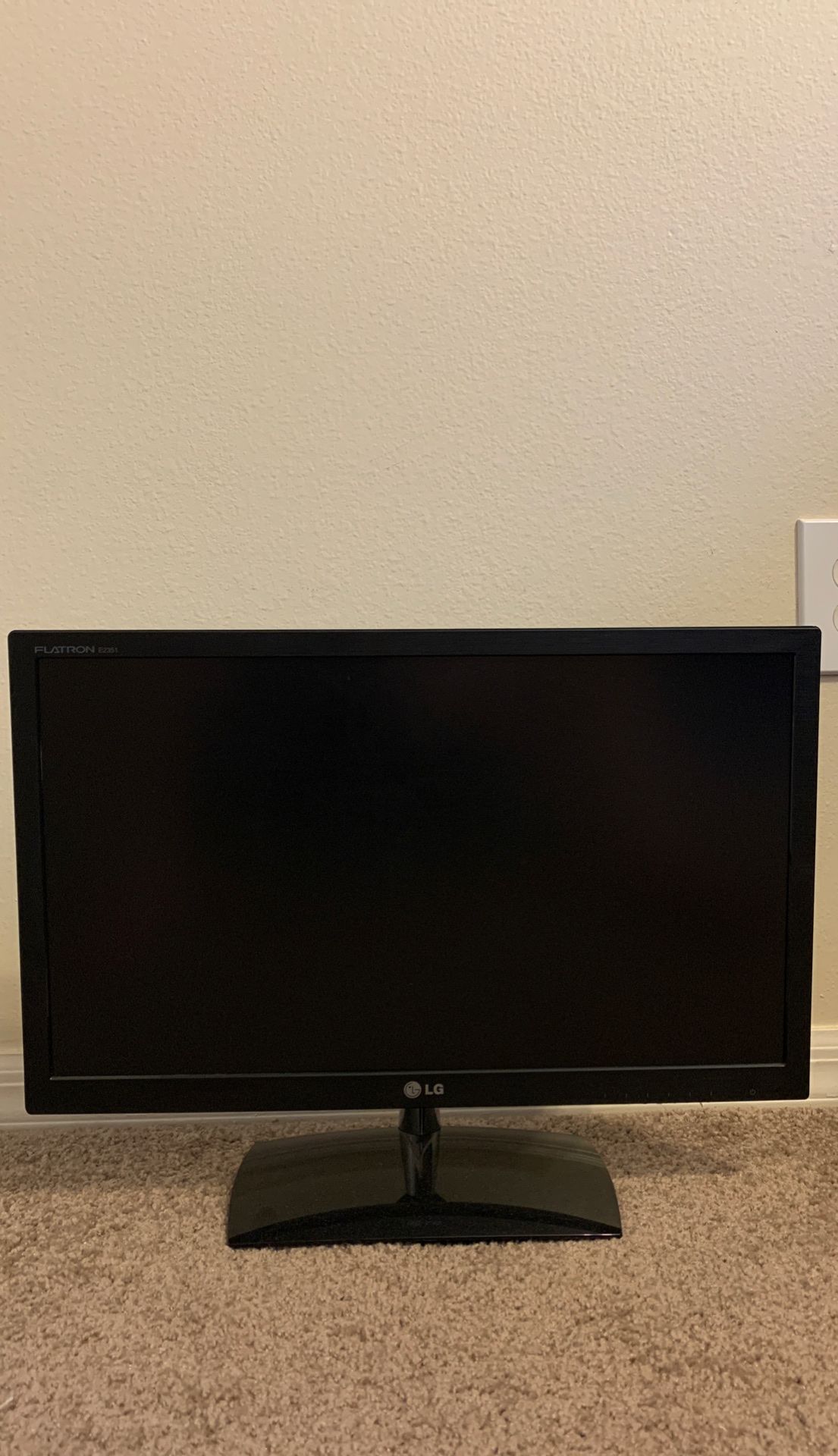 LG Flatron E2351-BN 23” LED LCD HD Monitor for Sale in Land O Lakes, FL ...