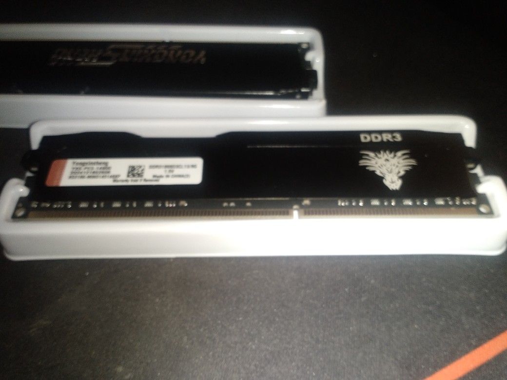 DDR3 16 Gb 2 Ram Sticks BRAND_ YONGXINSHENG for Sale in Vancouver, WA ...