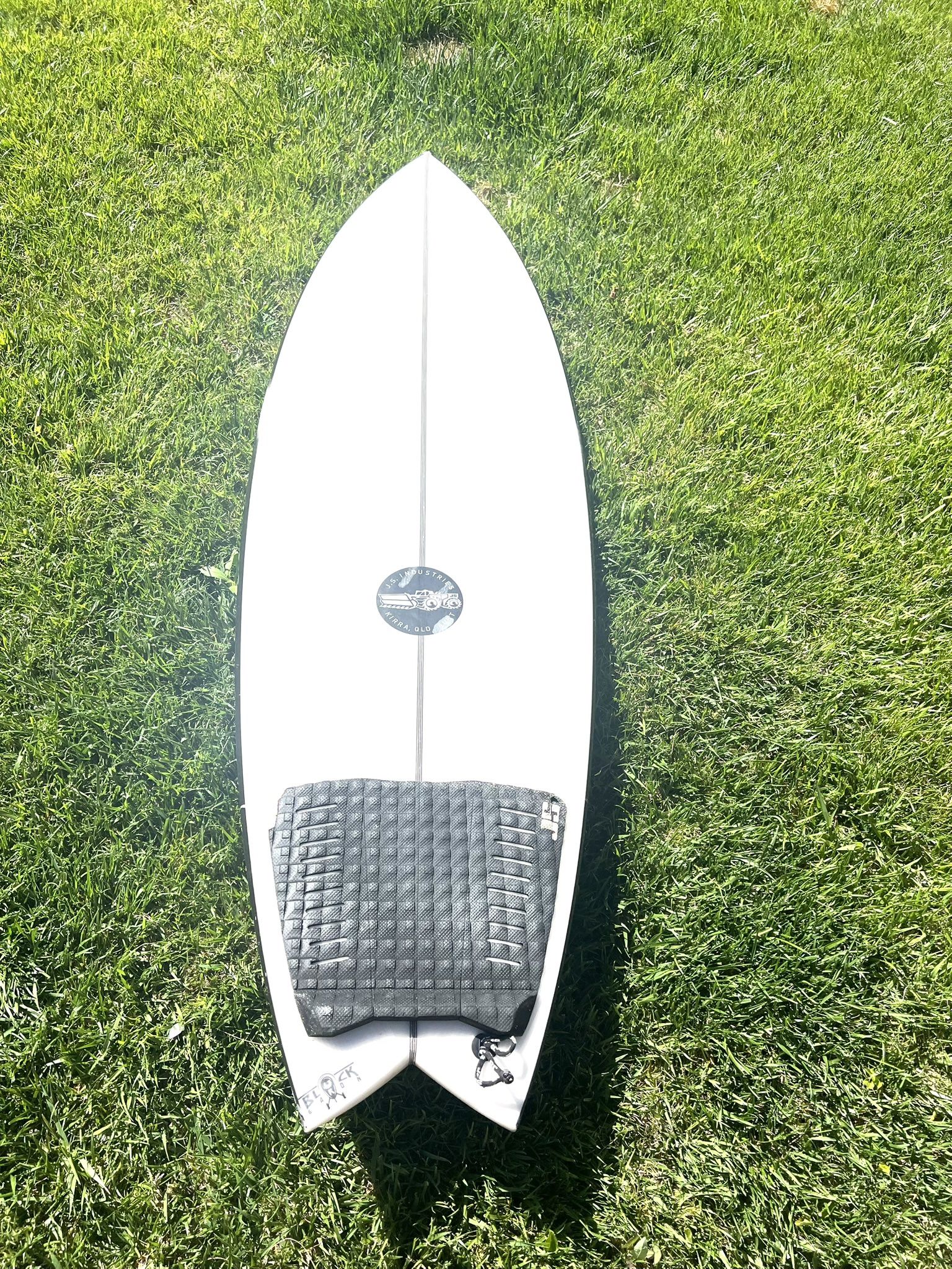 JS Black Baron 5’6” Twin Fin Surfboard for Sale in Encinitas, CA - OfferUp