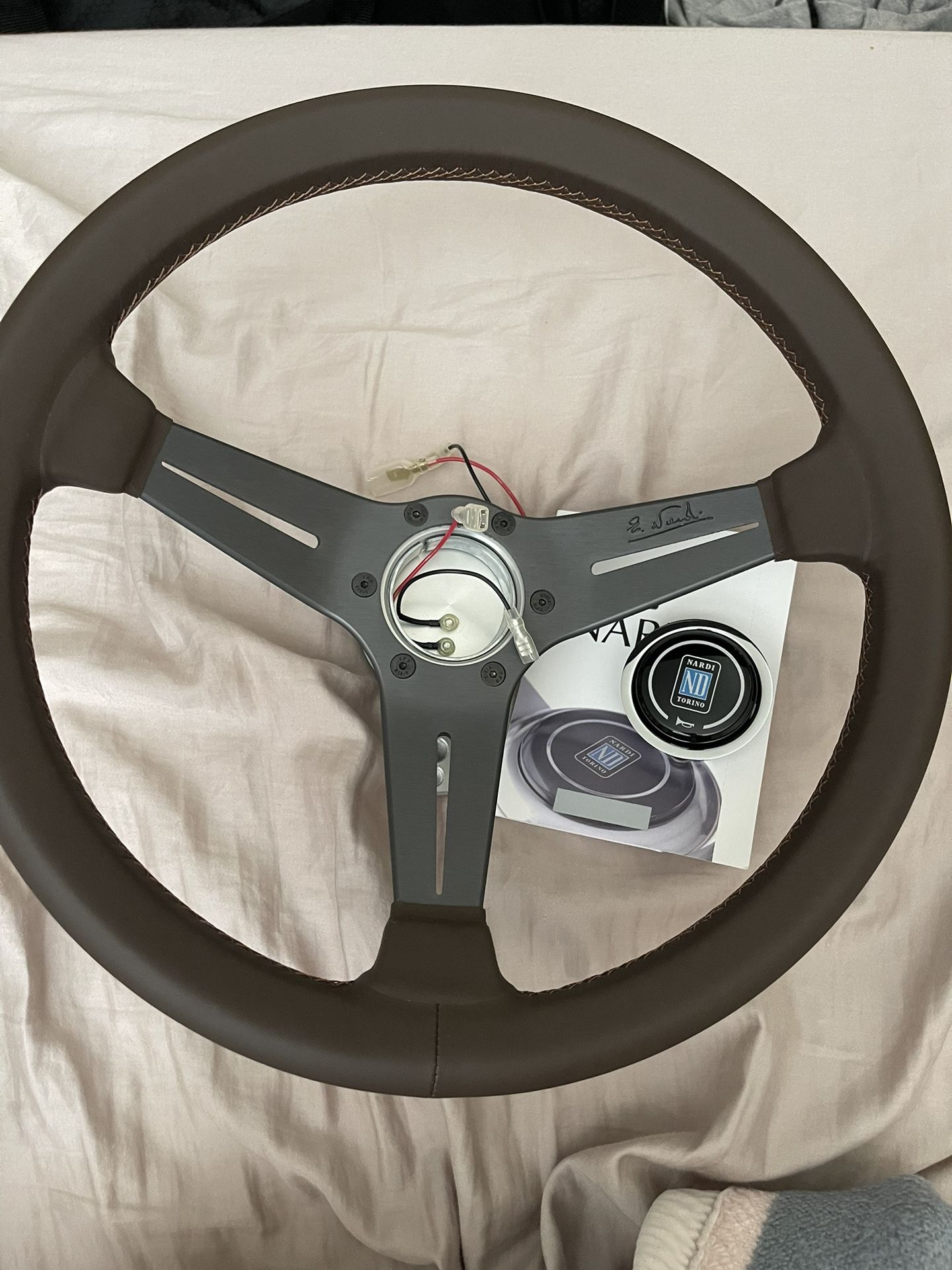 Nardi Steering Wheel Works Bell Hub for Sale in Jurupa Valley, CA - OfferUp