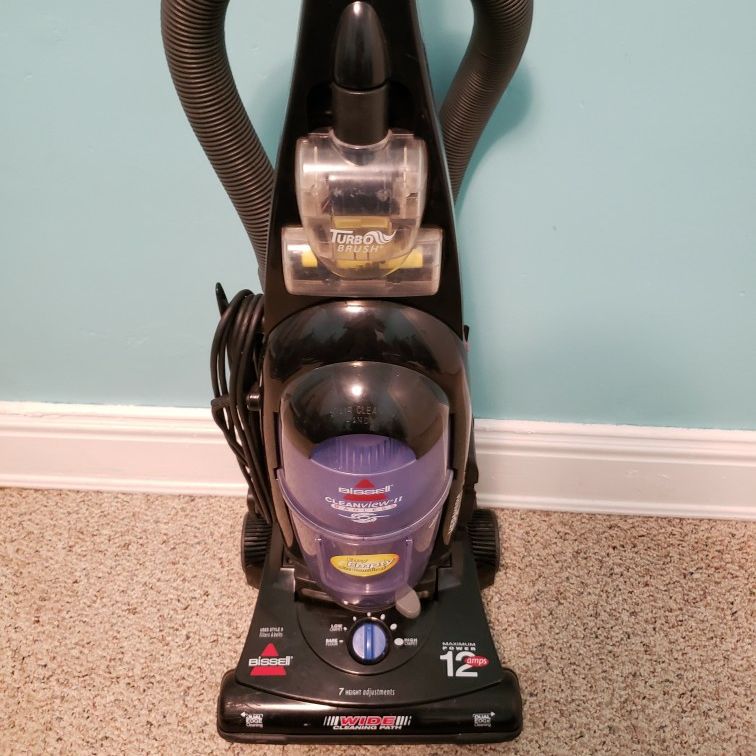 Bissell CleanView II Plus for Sale in Mattoon, IL - OfferUp