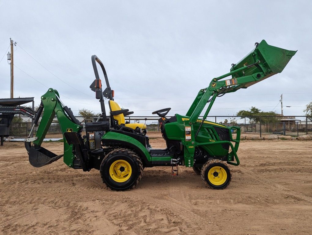 John Deere 1025R Tractor Loader Backhoe for Sale in Gilbert, AZ - OfferUp