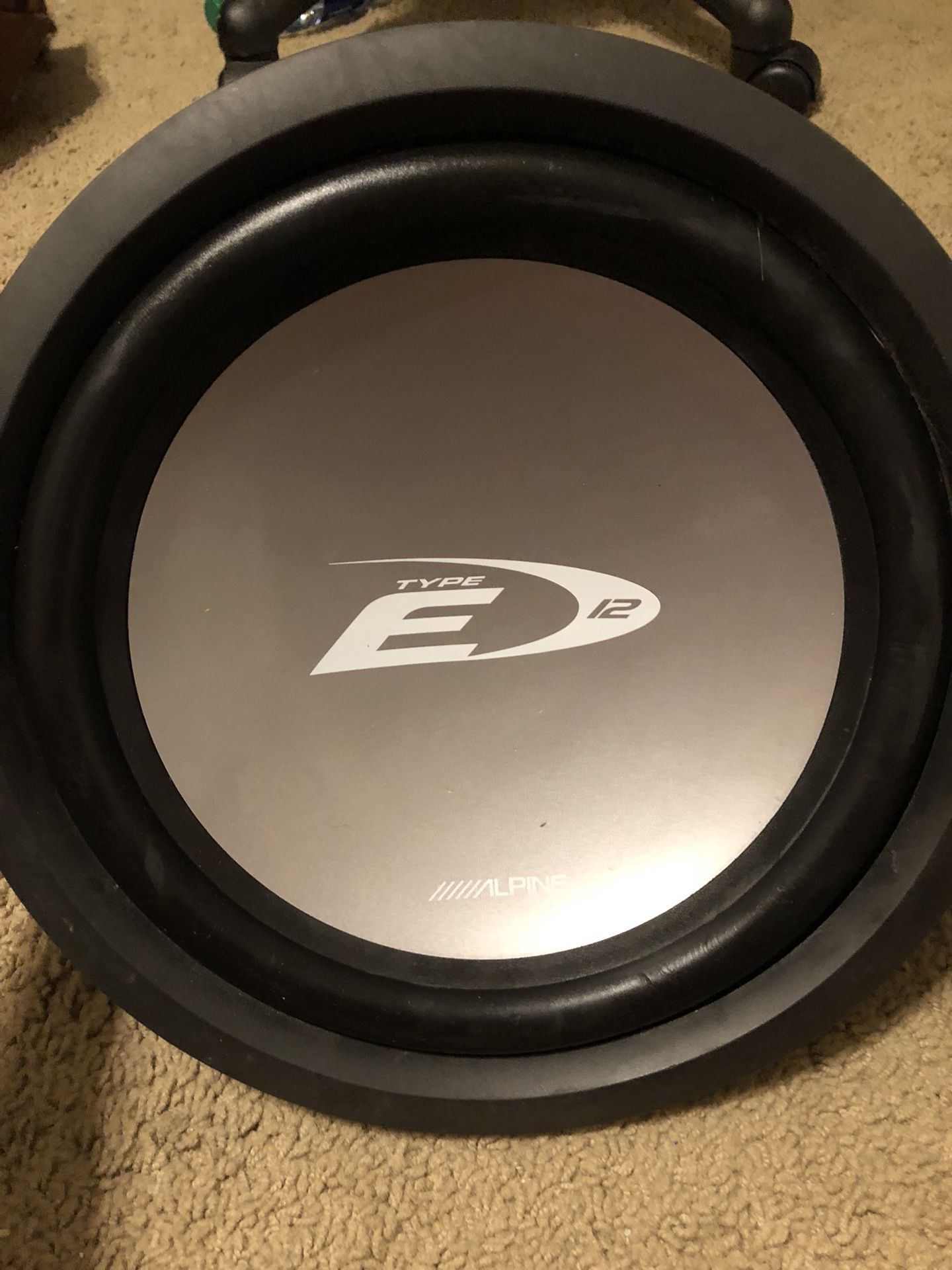 Two 12 inch Alpine Type E subs with Alpine amp and all cords for Sale ...
