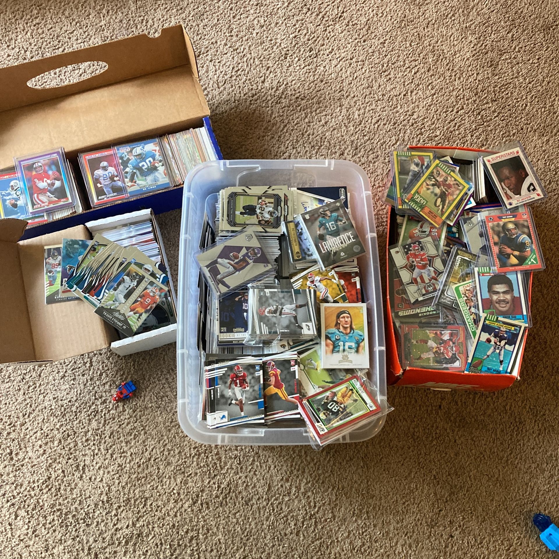 Football Card Collection for Sale in Stanwood, WA - OfferUp