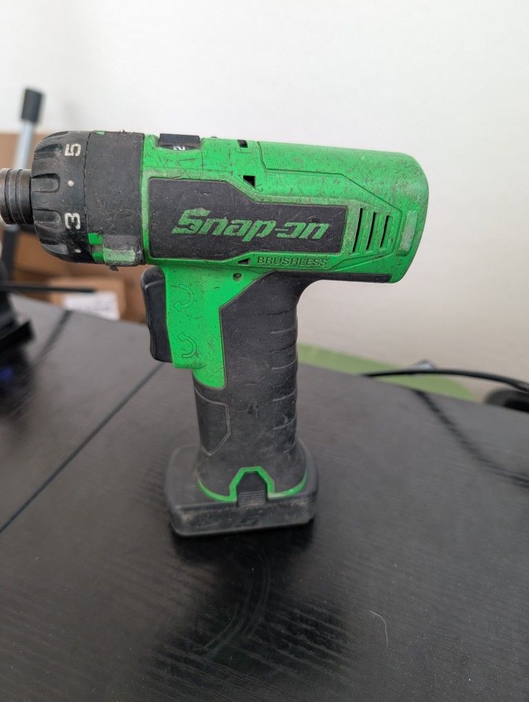 Snap-On Green & Black Brushless Impact Gun includes 2 battery for Sale ...