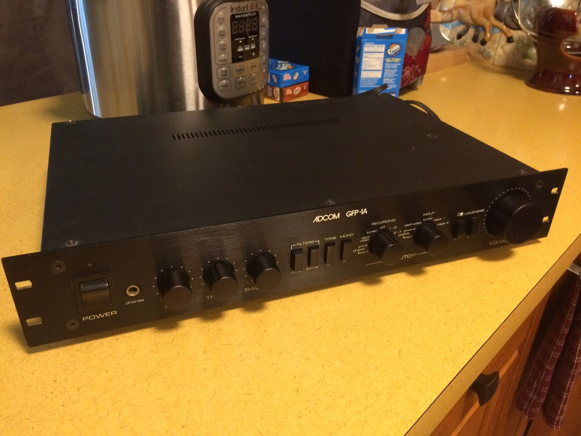ADCOM GFP-1A Pre-amplifier for Sale in Riverdale, CA - OfferUp