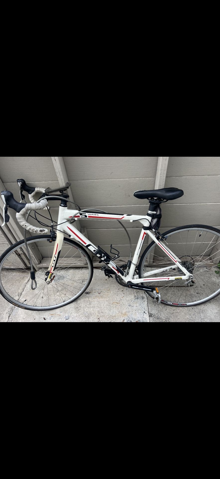 GT 5 Series Adult bike for Sale in Los Angeles, CA - OfferUp
