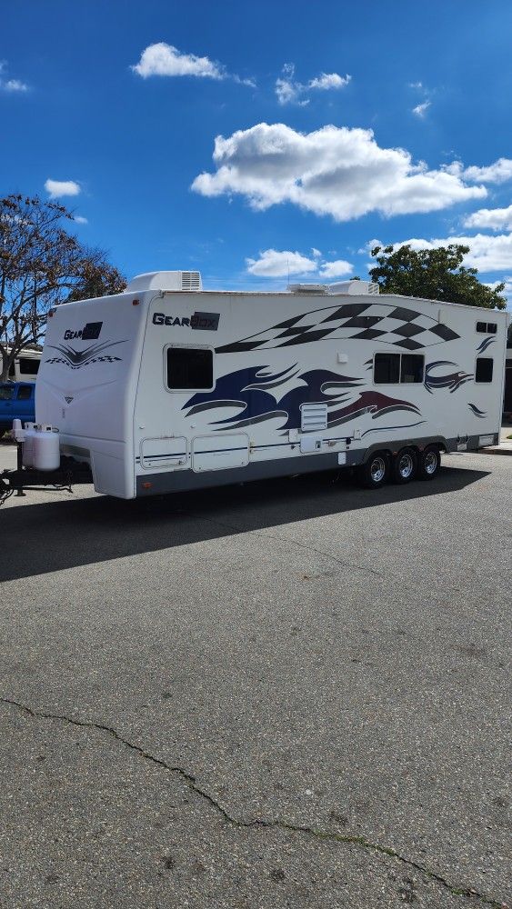 2007 Fleetwood Gearbox 300FS ASV S4 RV Toy Hauler Camper Trailer for ...