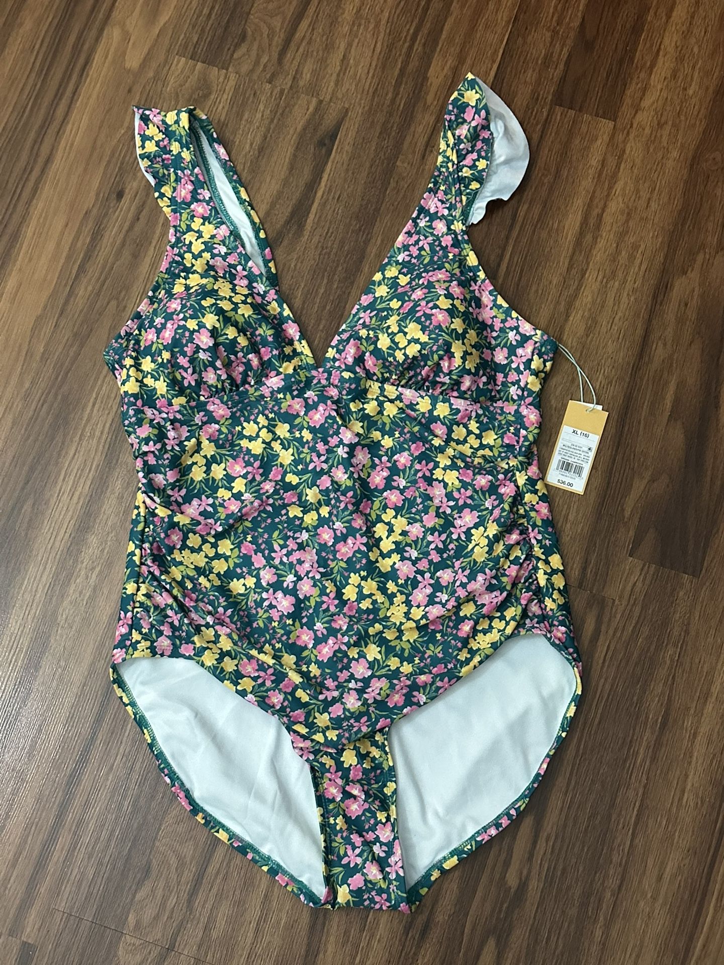 New Bathing Suit Sz XL for Sale in Miami, FL - OfferUp