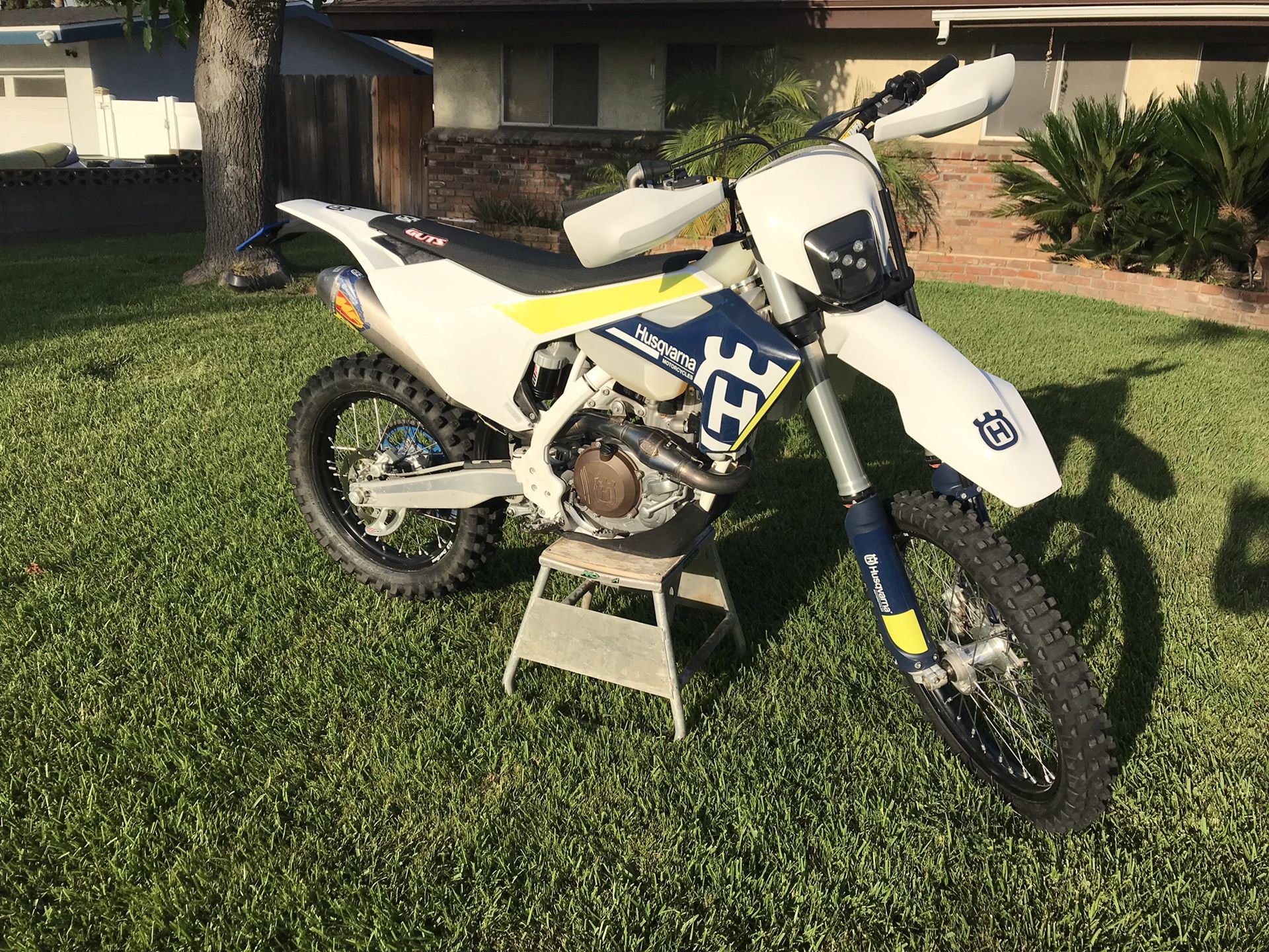 2017 Husqvarna FX 450 for Sale in Redlands, CA - OfferUp