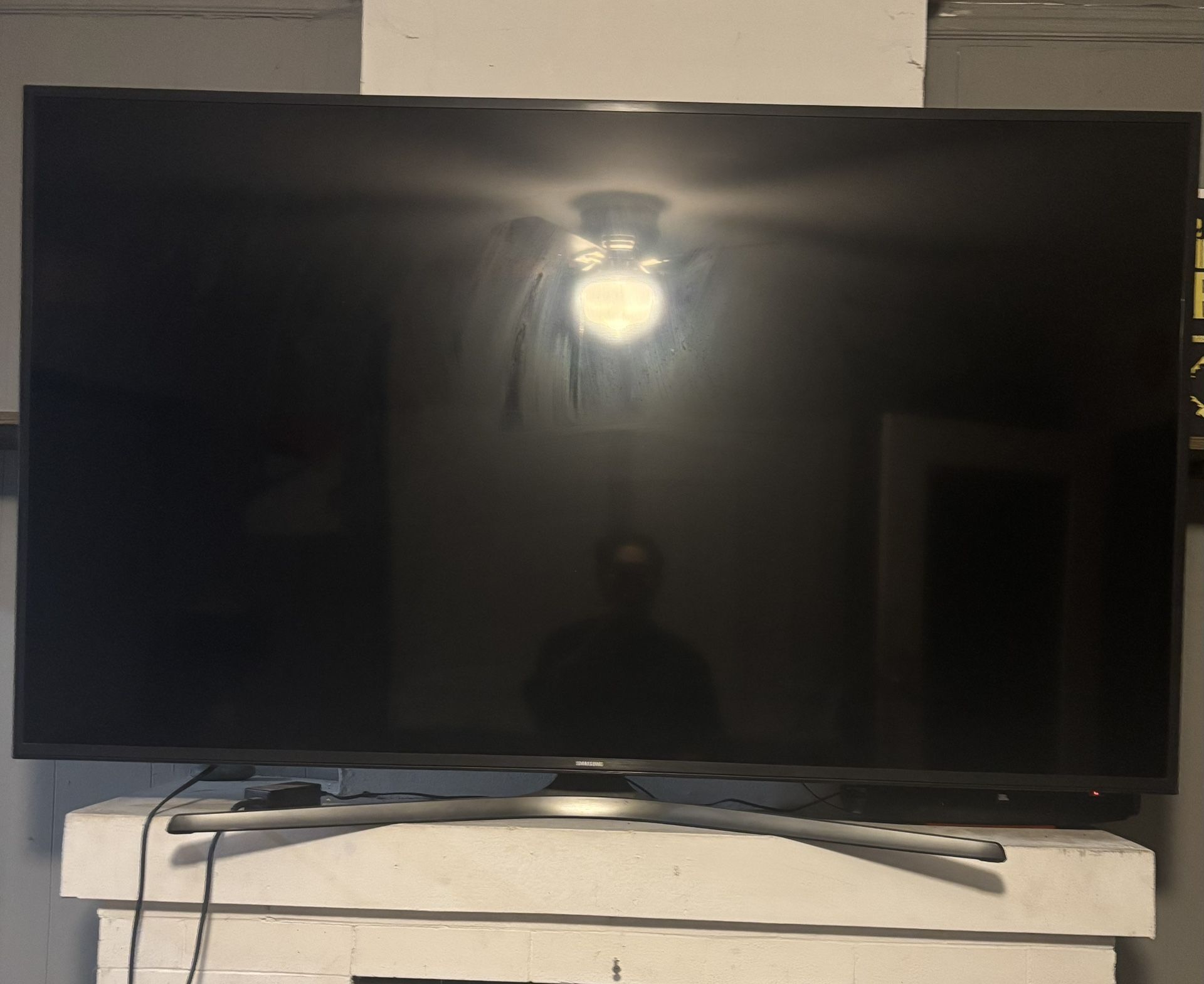 65 inch smart TV Samsung for Sale in Los Angeles, CA - OfferUp