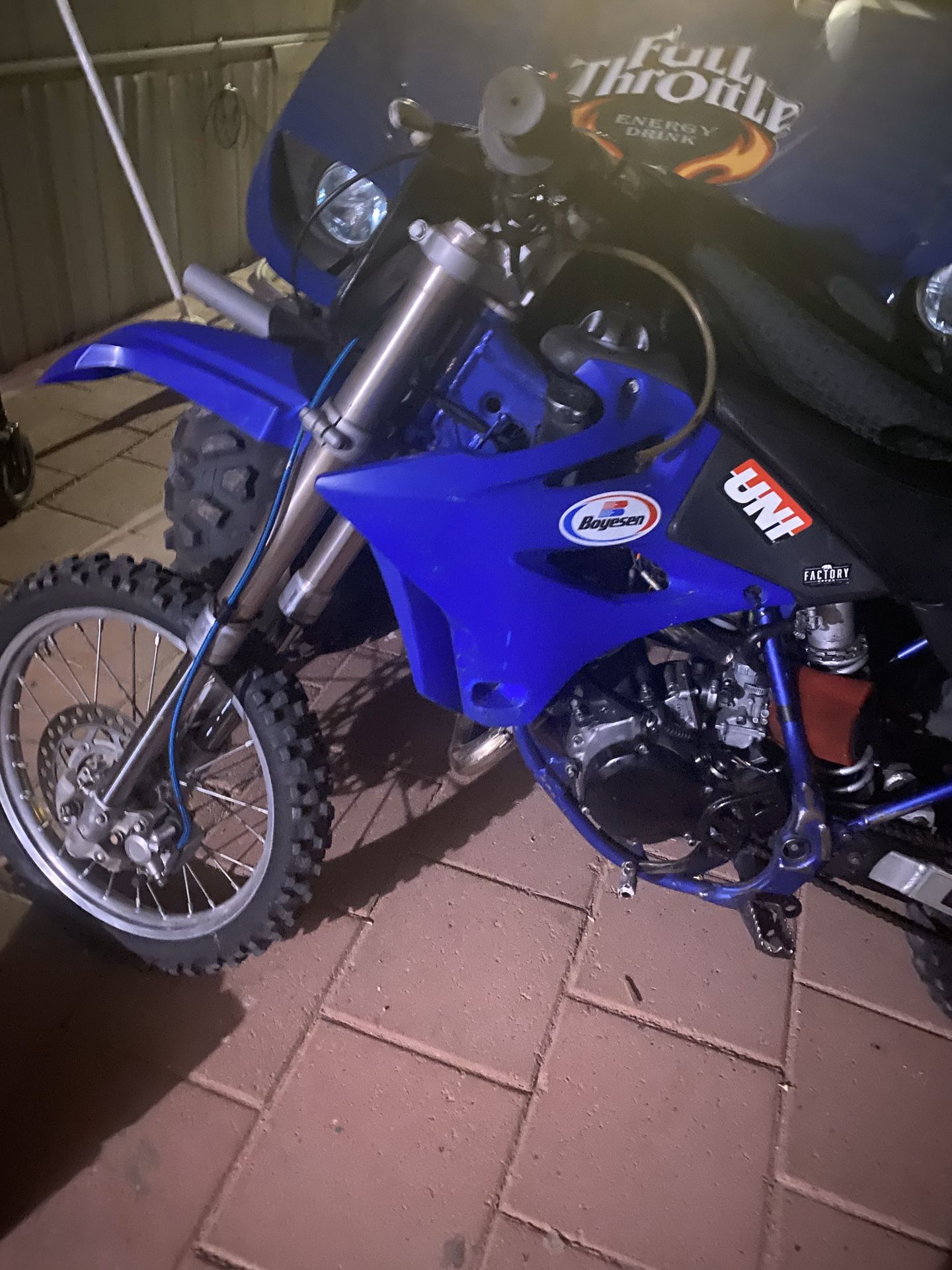 Dirt bike Yamaha yz 80cc 2006 for Sale in Tolleson, AZ - OfferUp