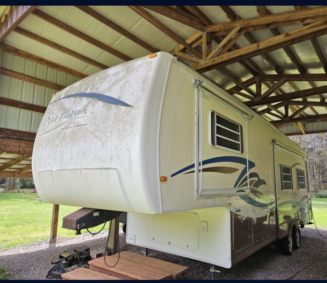 2001 Gulf Stream Seahawk 5th Wheel for Sale in Union, WA - OfferUp