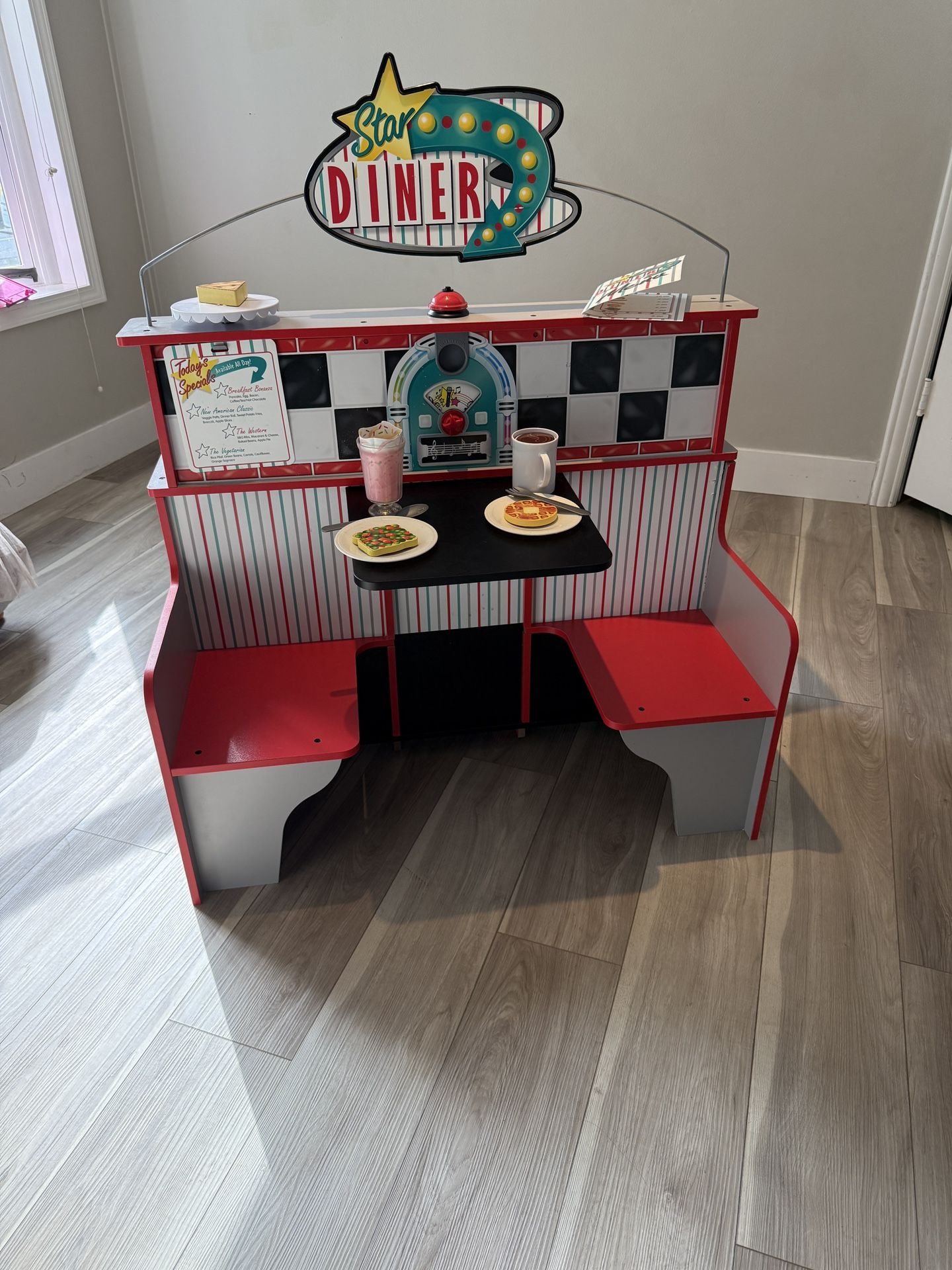 Melissa & Doug Star Diner Play set with Extras for young kids to ...