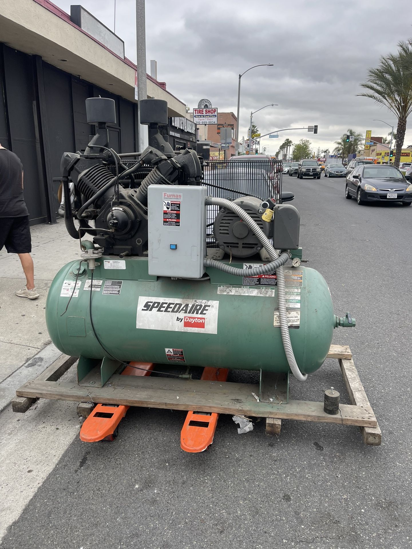 Air Compressor- 30 Hp Compressor - 3 Phase - Air Compressor Speedaire ...