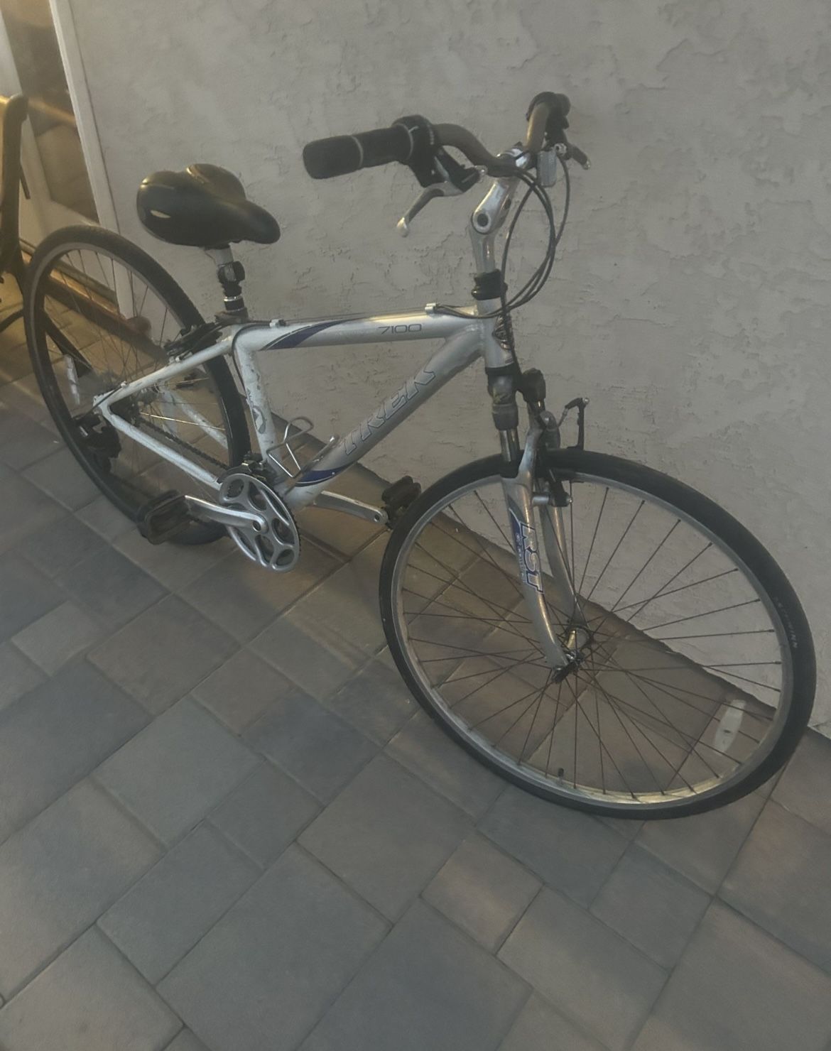 Trek city bike hybrid 26 inch for Sale in San Dimas, CA - OfferUp
