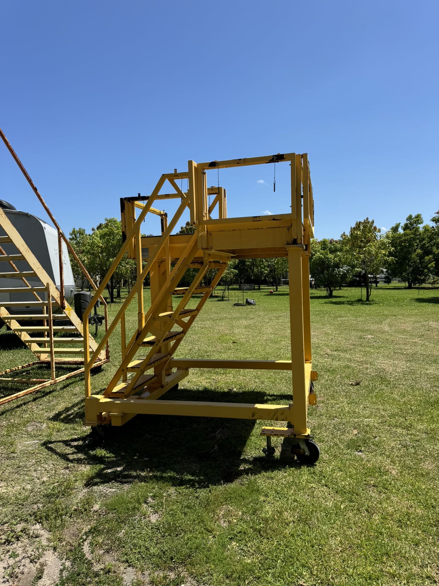 Metal stairs for Sale in Miami, FL - OfferUp