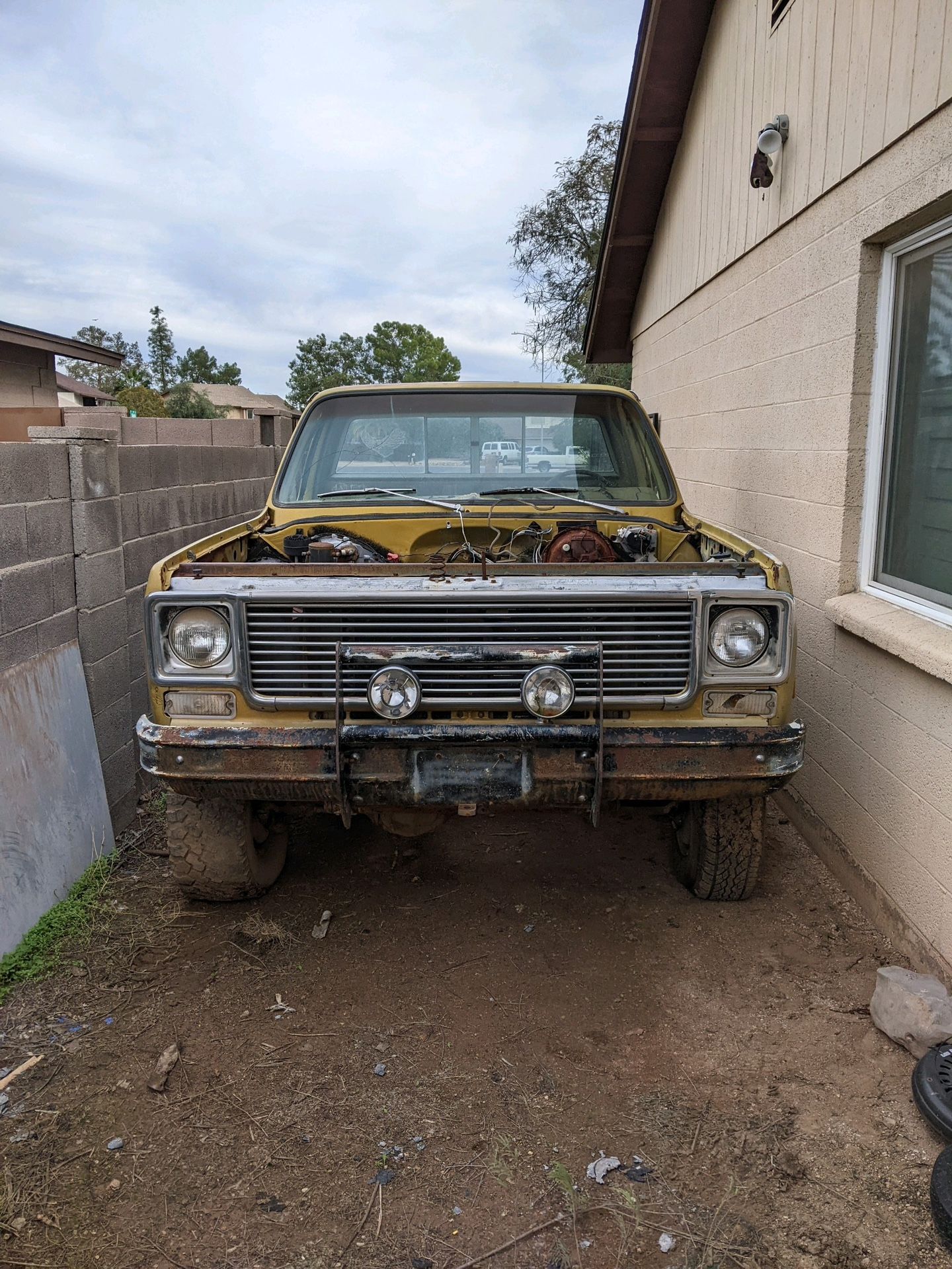 1976 Chevy Square Body 4x4 for Sale in Mesa, AZ - OfferUp