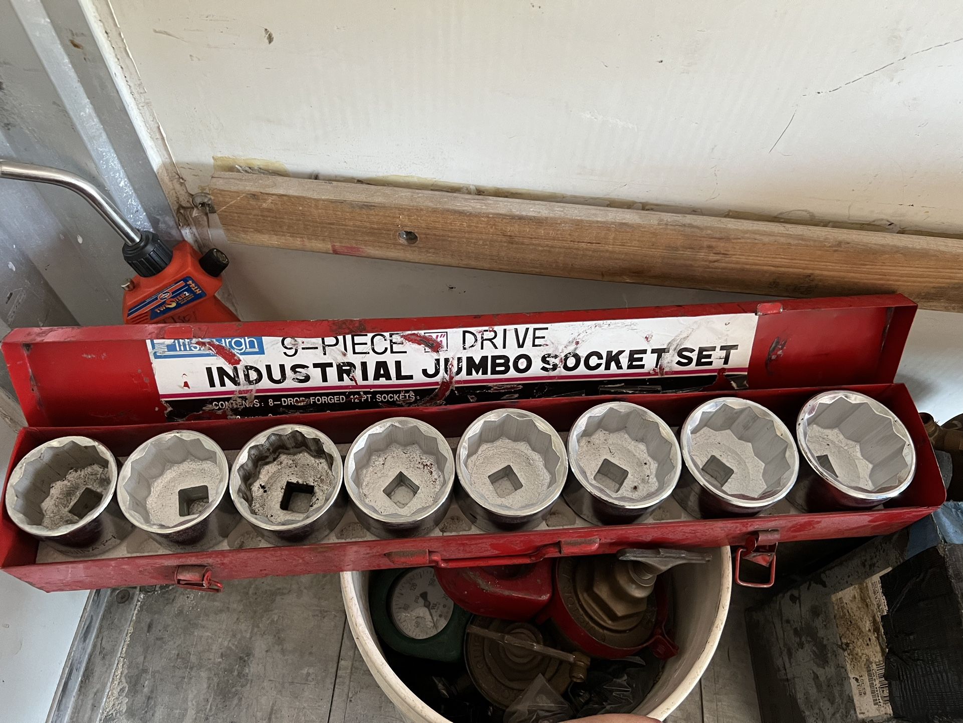 Set of 8 Jumbo Socket Set 3/4 Inch Drive for Sale in Westview, FL - OfferUp