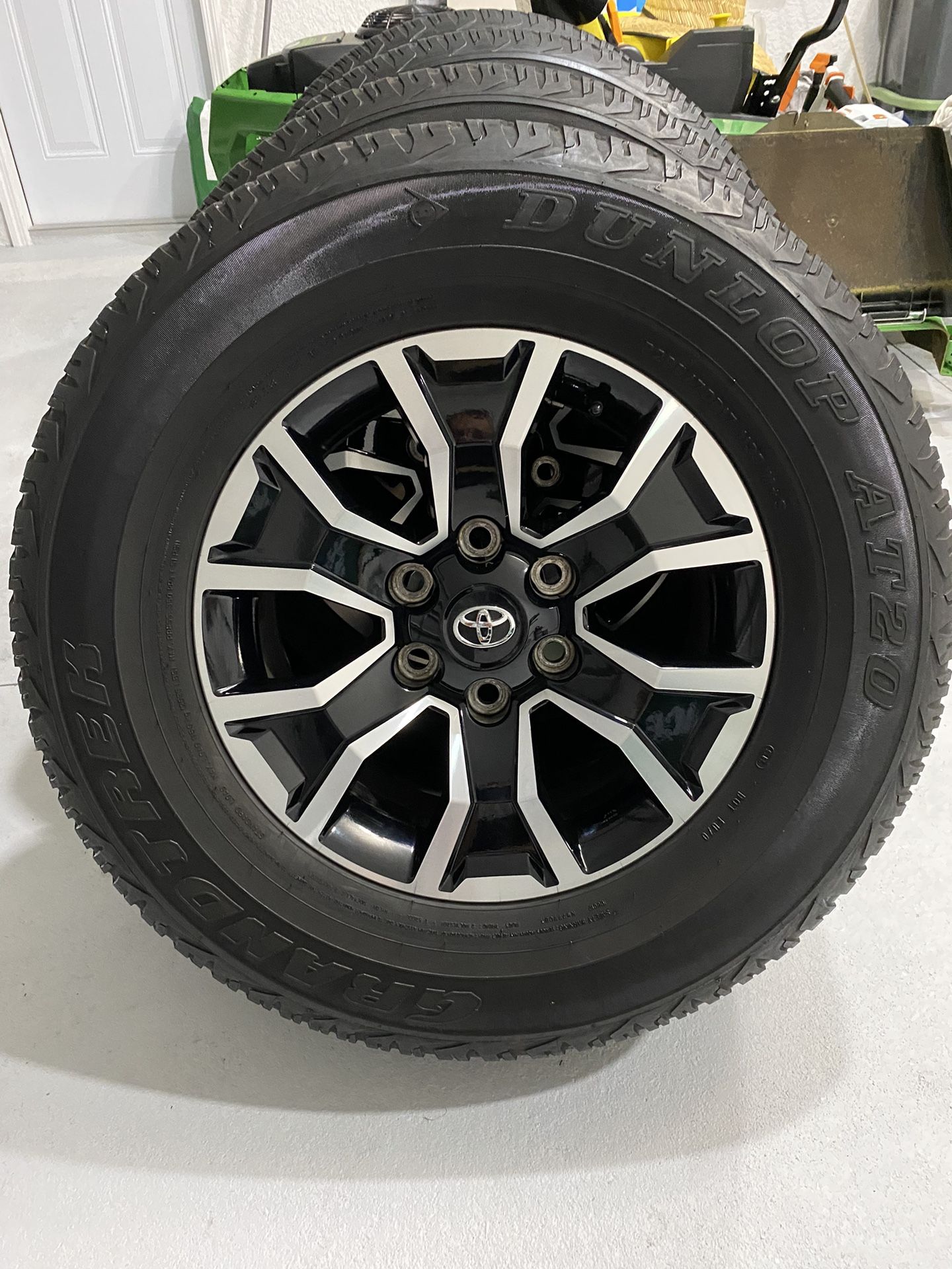 TOYOTA TACOMA TRD SPORT 17” WHEELS/RIMS WITH P256/70R17 DUNLOP AT20 ...