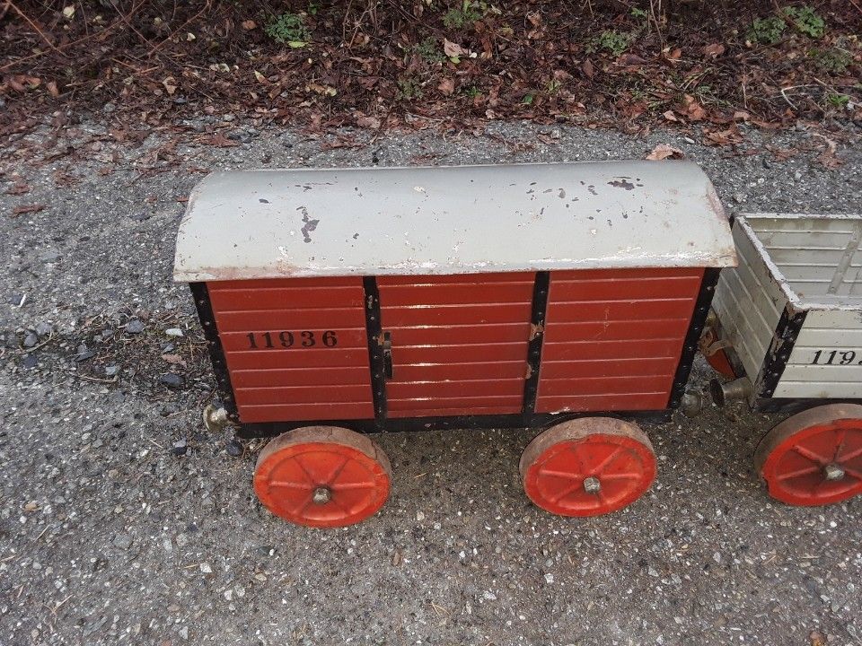 Antique Pre-WW1 Bing Germany Toy Train for Sale in Edmonds, WA - OfferUp
