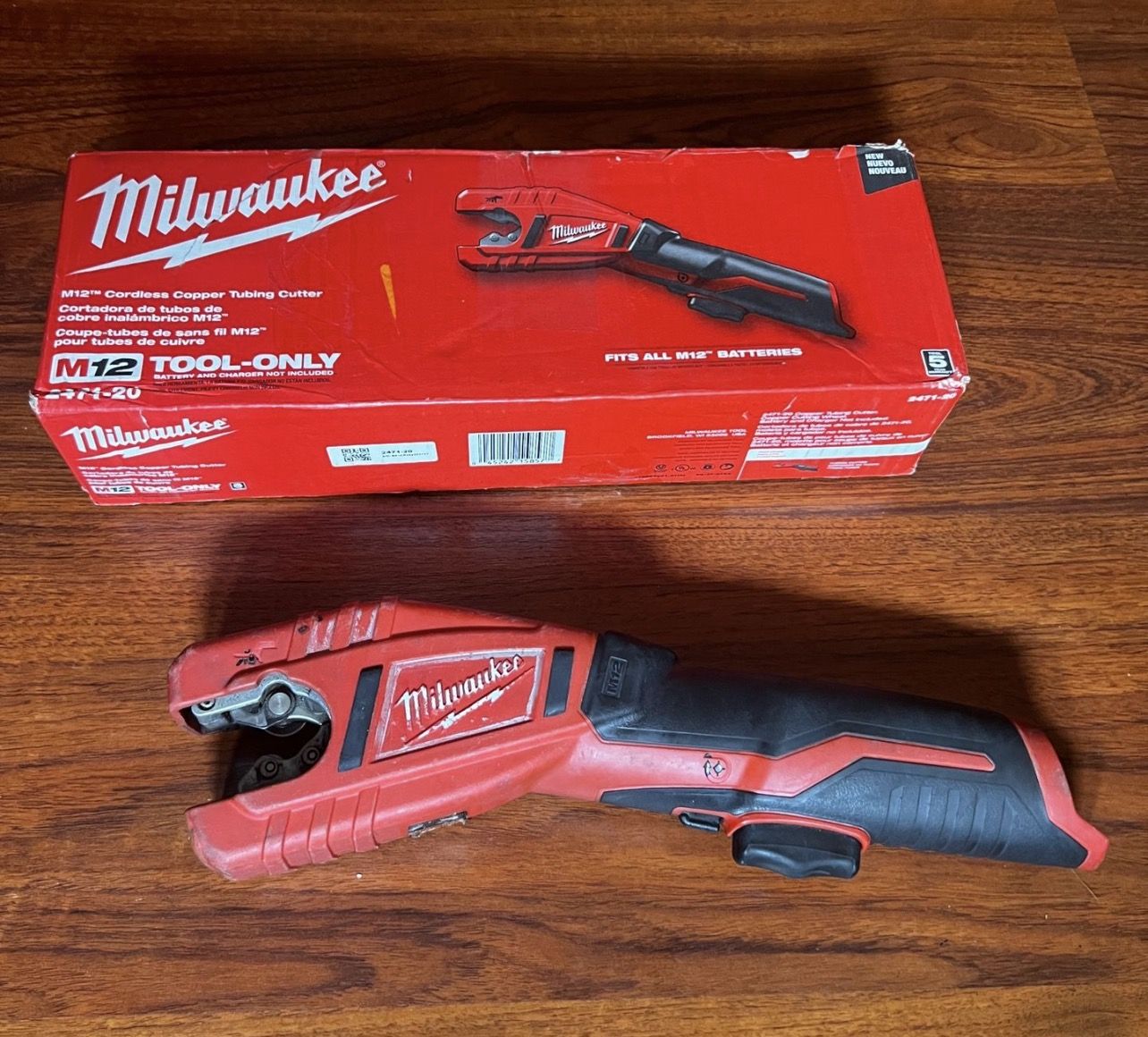 MILWAUKEE COOPER TUBING CUTTER M12 12V Lithium-Ion Cordless Copper ...