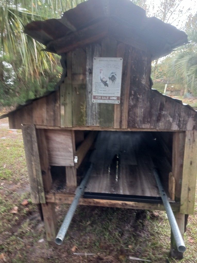 Big Chicken Barn On Wheels for Sale in Deland, FL - OfferUp