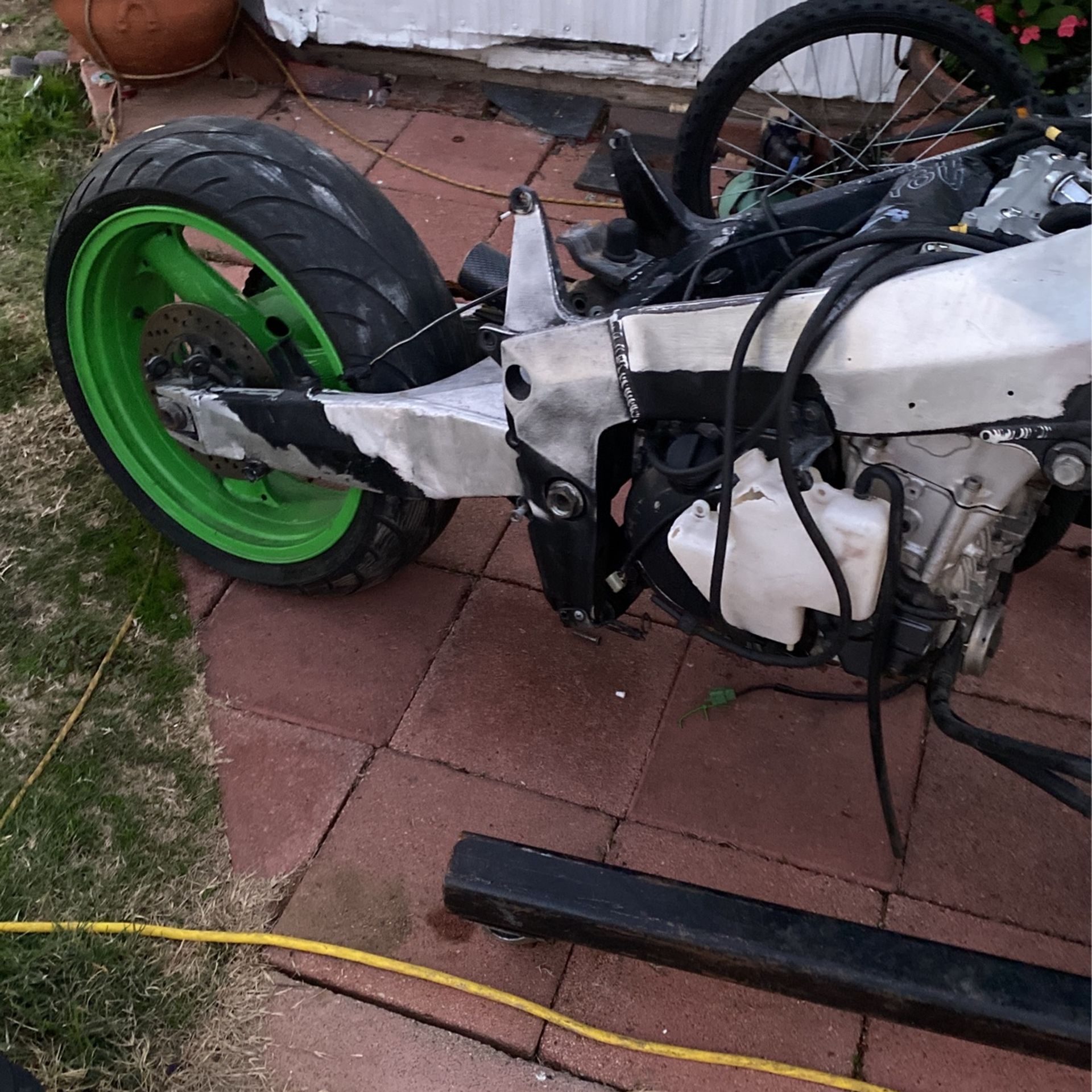 1991 Kawasaki ZX7R for Sale in El Cajon, CA - OfferUp