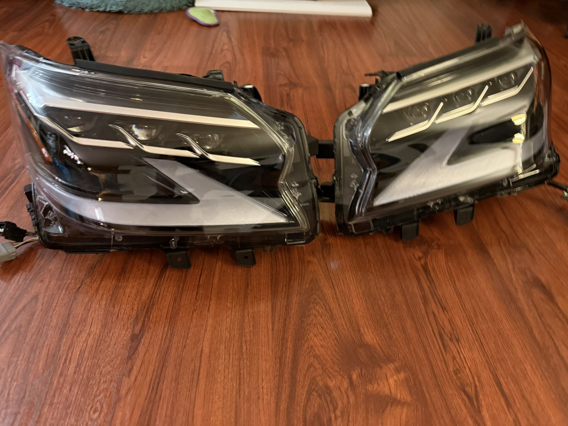 2020-2023 Lexus gx 460 Amber Day Runner Headlight for Sale in Long ...