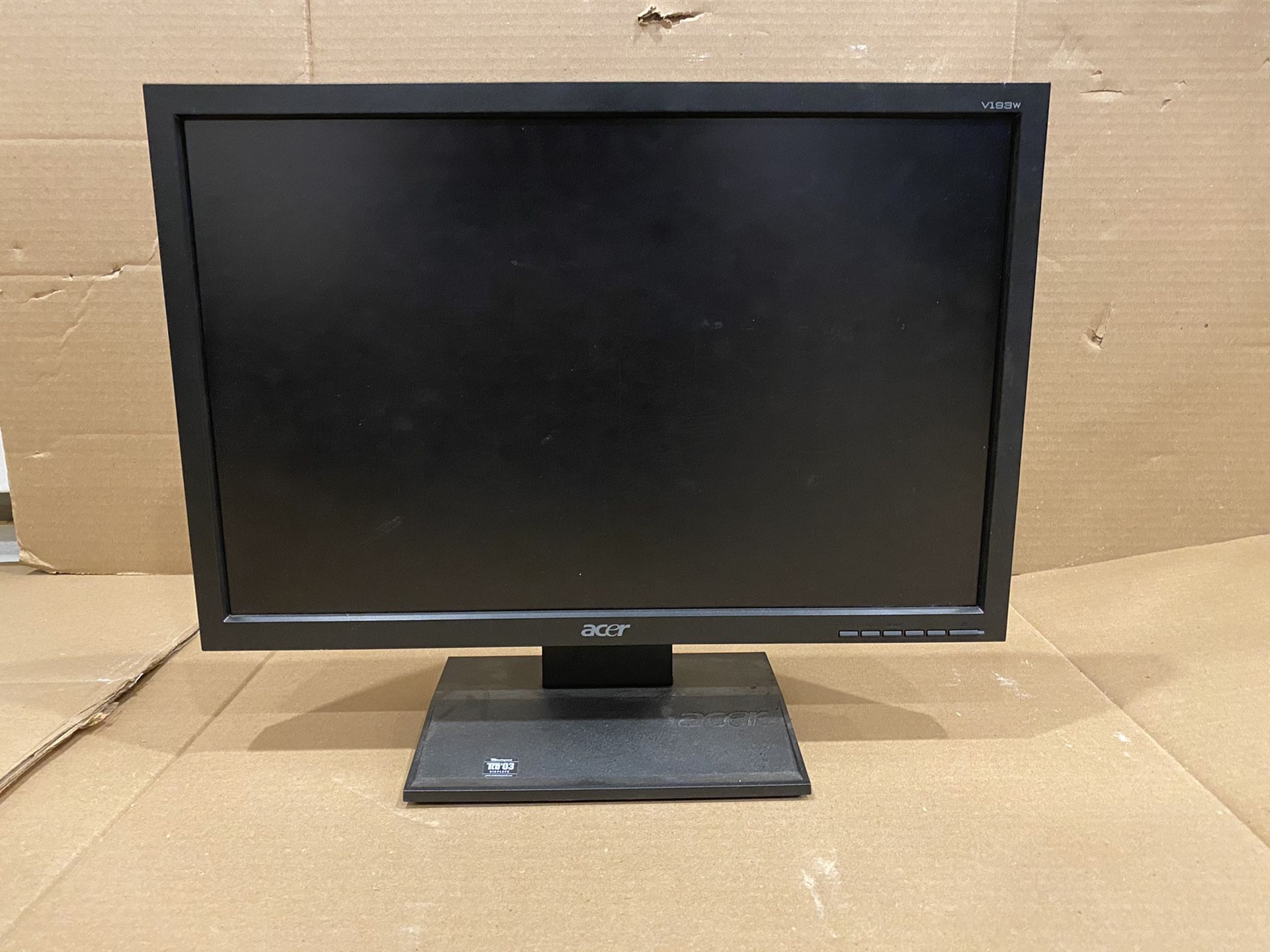 Acer V193W LCD Computer Monitor for Sale in Brooklyn, NY - OfferUp
