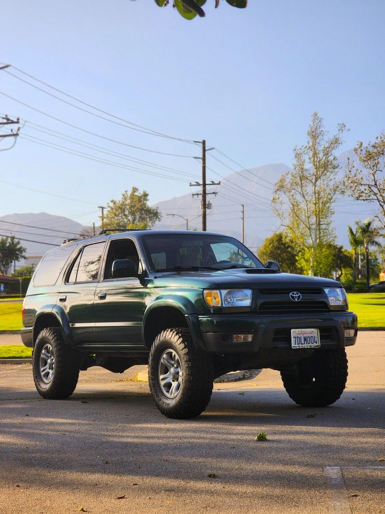2001 Toyota 4Runner for Sale in Rancho Cucamonga, CA - OfferUp