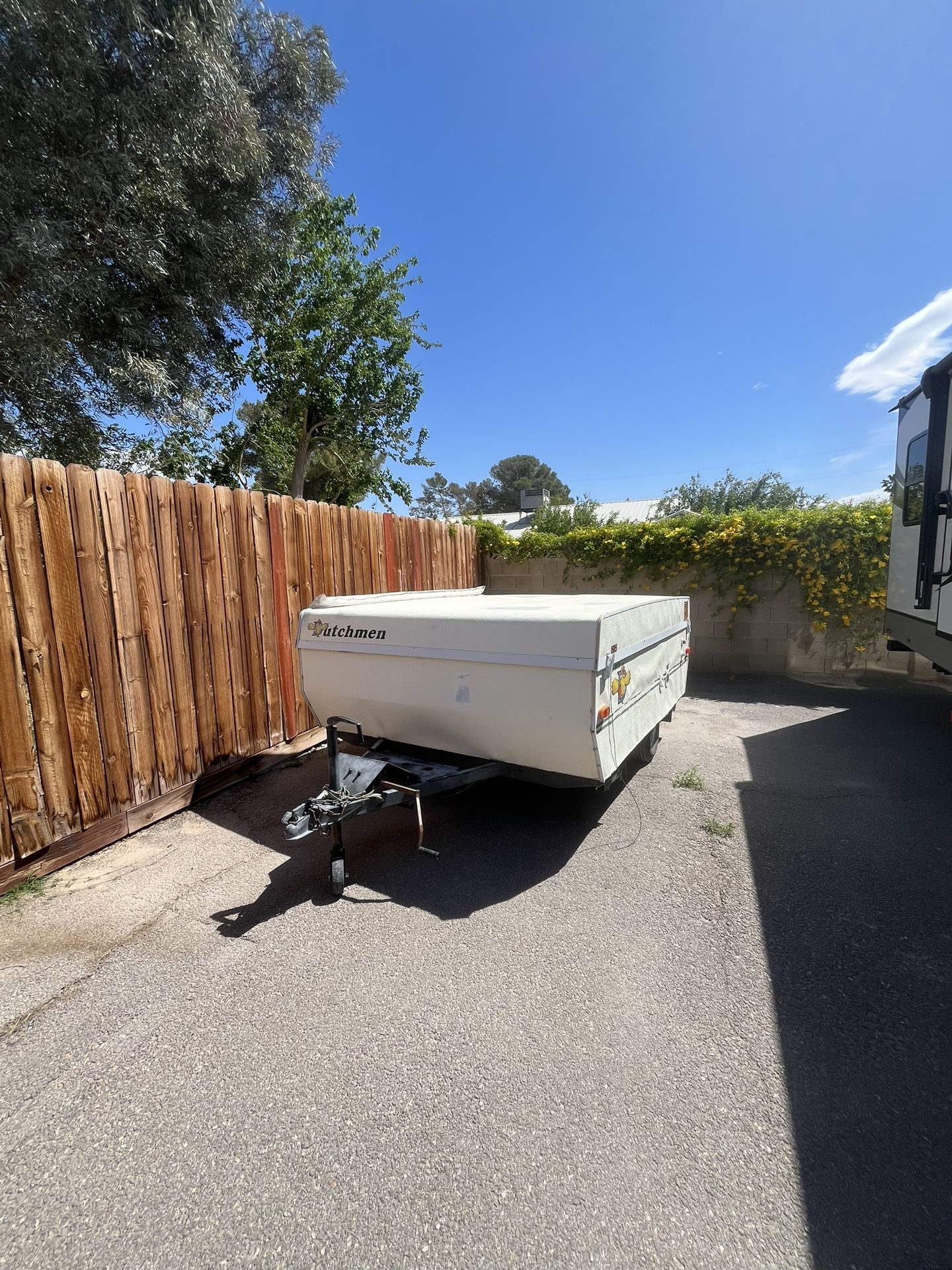 1994 Dutchman Duck Pop Up Tent Trailer for Sale in Las Vegas, NV - OfferUp
