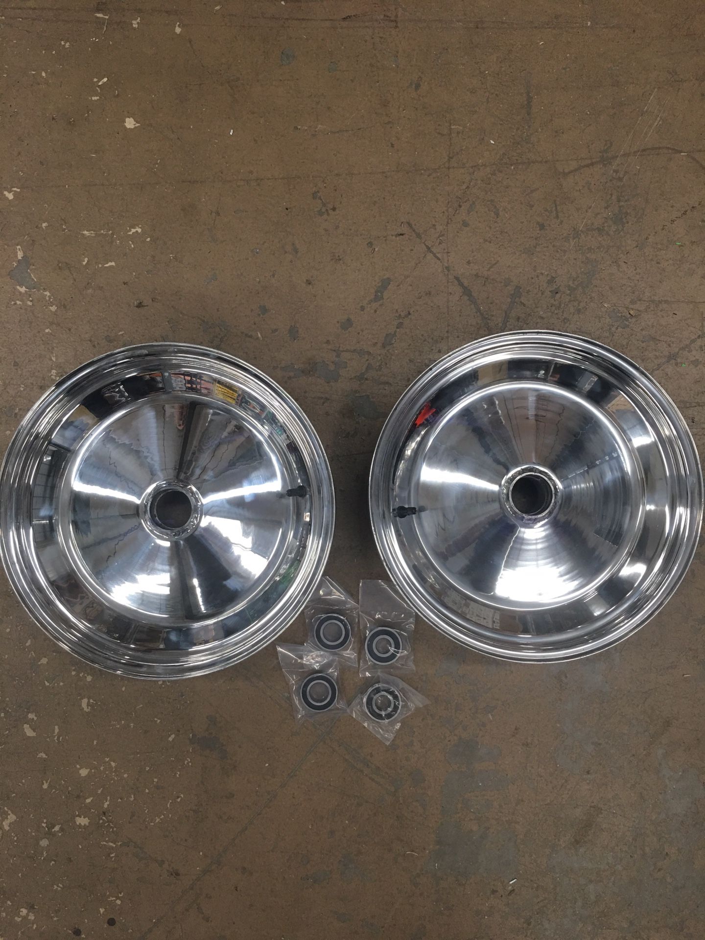CMS spindle mount sand wheels new bearing and new valve stems dunes ...