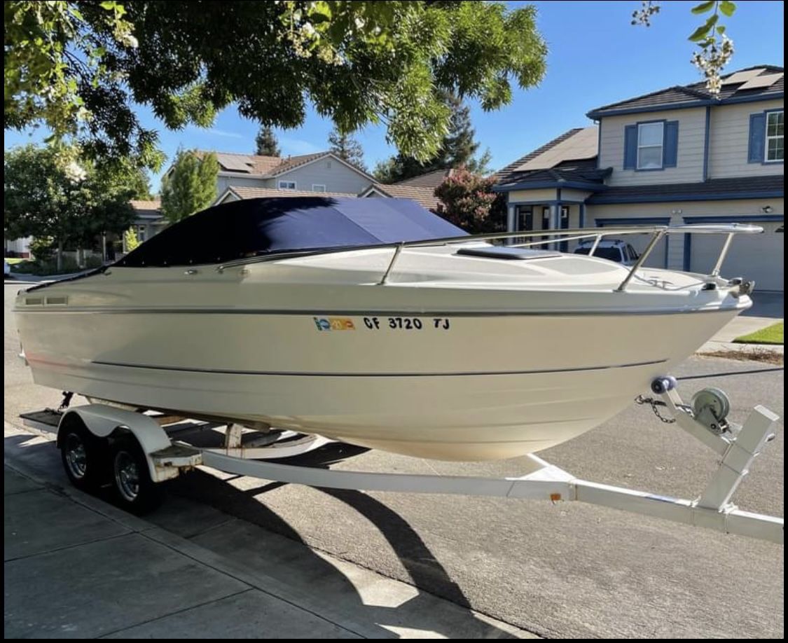 2002 Bayliner , Capri Sport , Cabin , 20’ for Sale in San Jose, CA ...