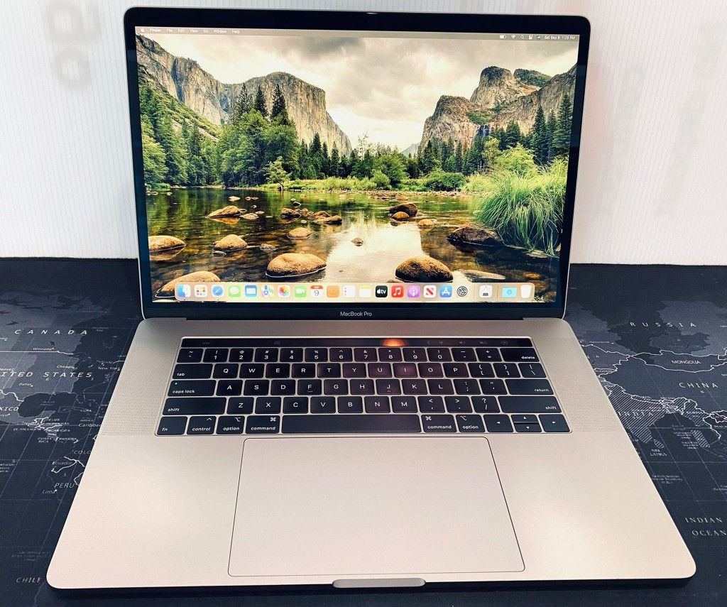 Apple MacBook Pro 15” 2019 8CORE i9 16GB RAM 500GB SSD RADEON PRO 560X ...