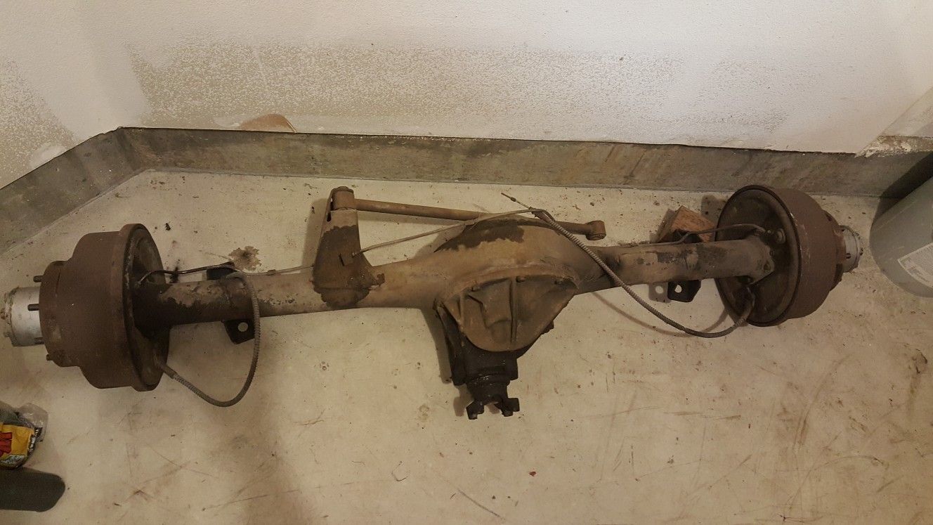 Eaton HO52 Rear End 1968 Chevy C20 for Sale in Gresham, OR - OfferUp