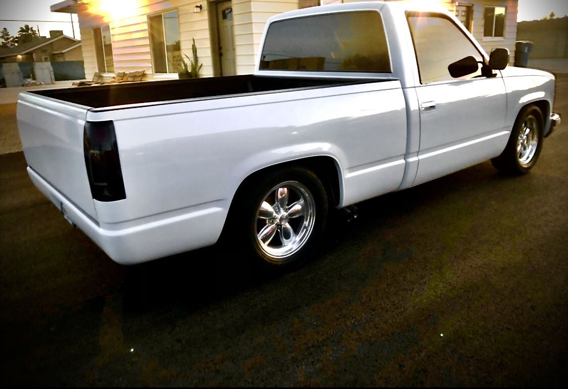 1988 Chevy Silverado Obs Single Cab for Sale in Las Vegas, NV - OfferUp
