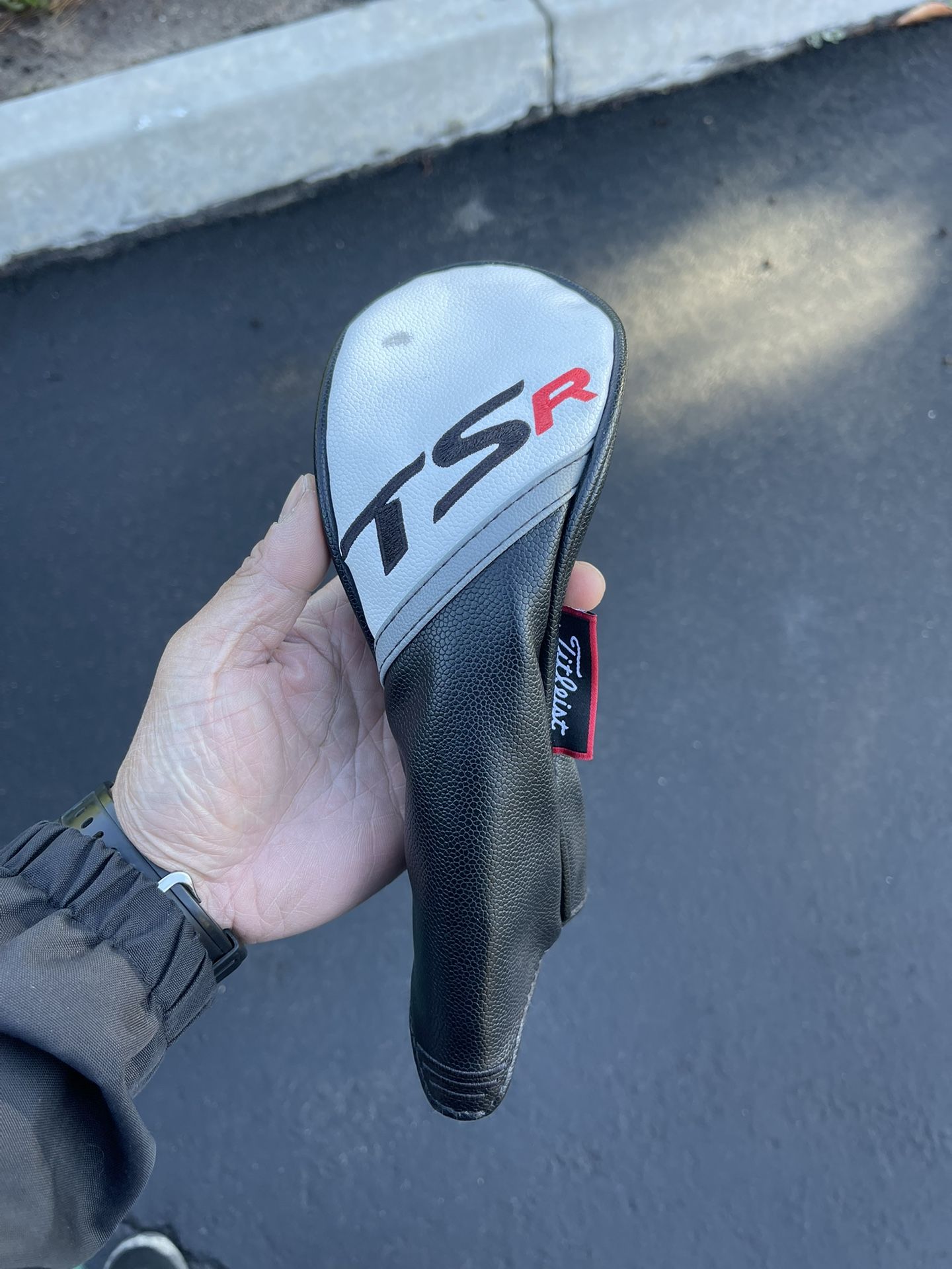 Titleist TSR Leather Hybrid/Rescue Headcover for Sale in Lake Forest ...