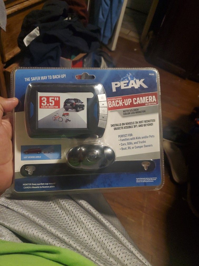 Peak Back Up Camera 3.5 for Sale in Pico Rivera, CA - OfferUp